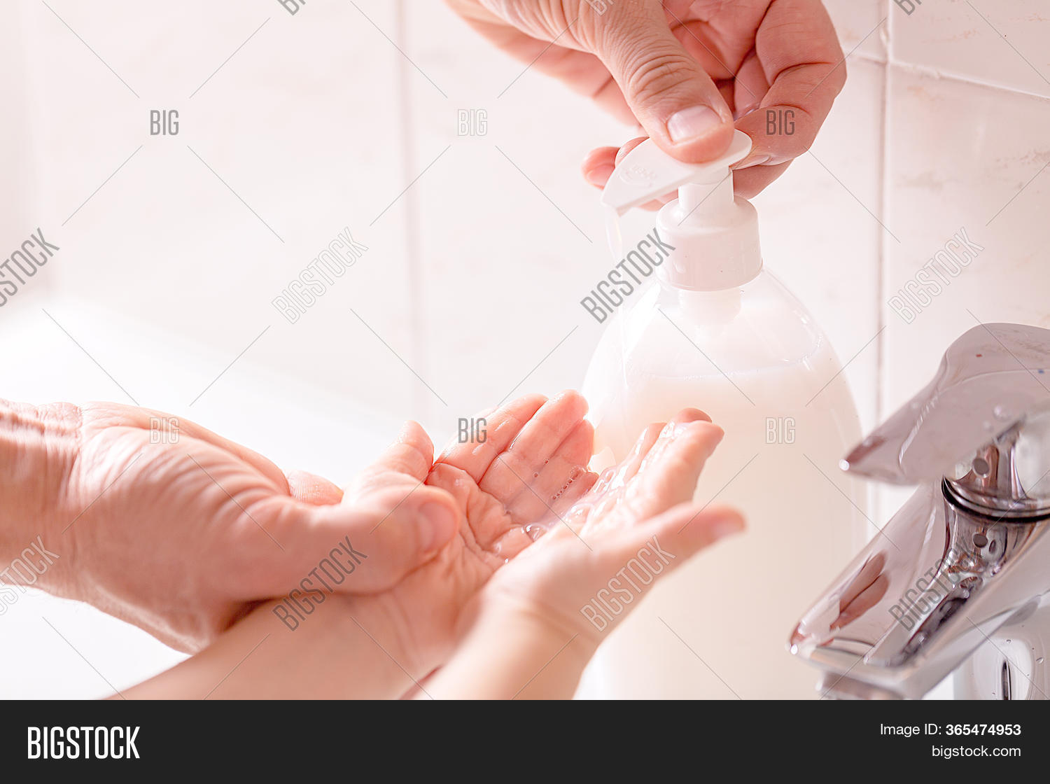 Washing Hands Rubbing Image & Photo (Free Trial) | Bigstock