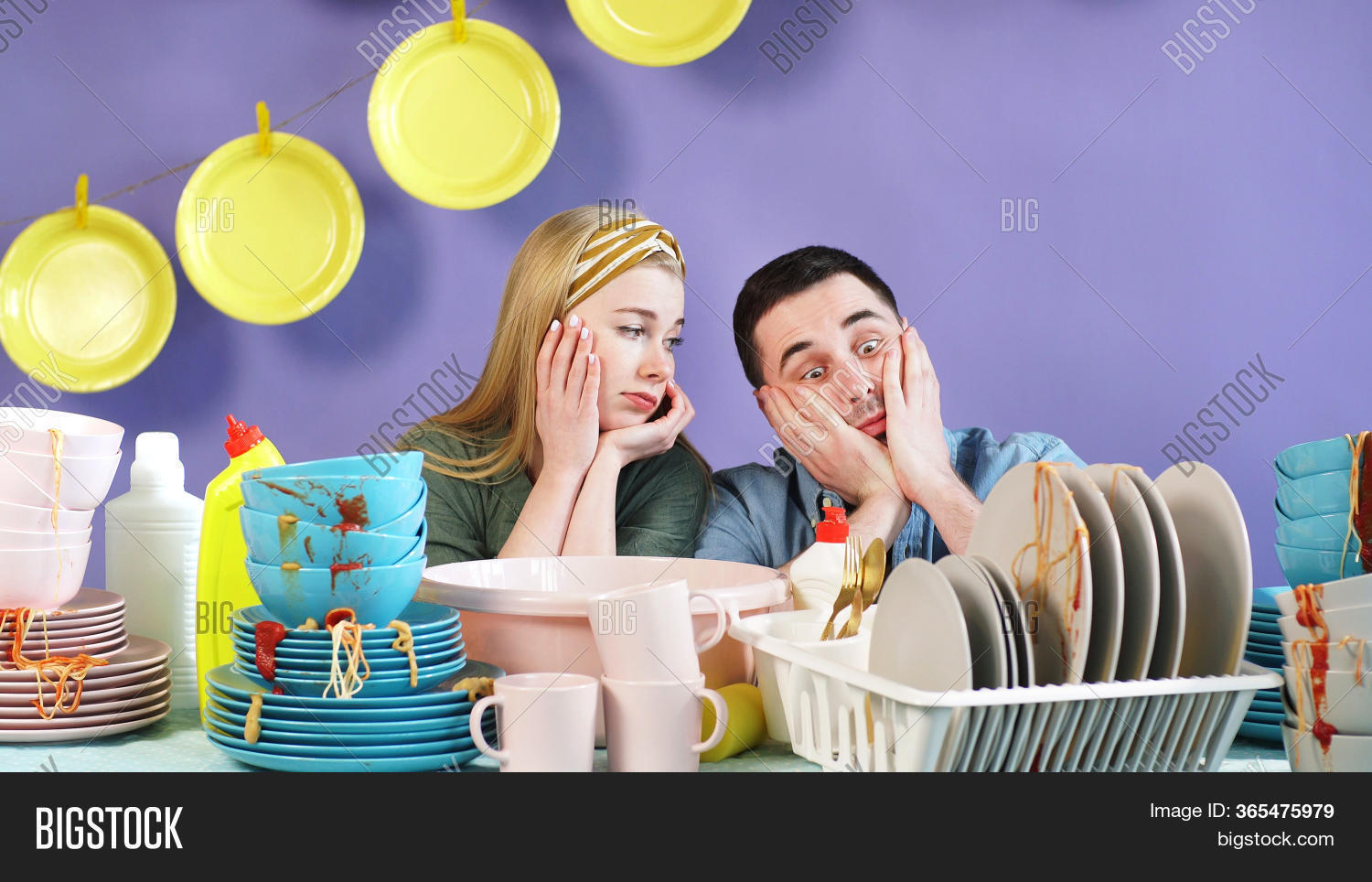 Close- Dirty Dishes Image & Photo (Free Trial) | Bigstock
