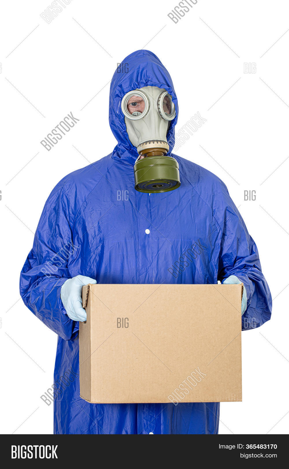 Man Gas Mask Holding Image & Photo (Free Trial) | Bigstock