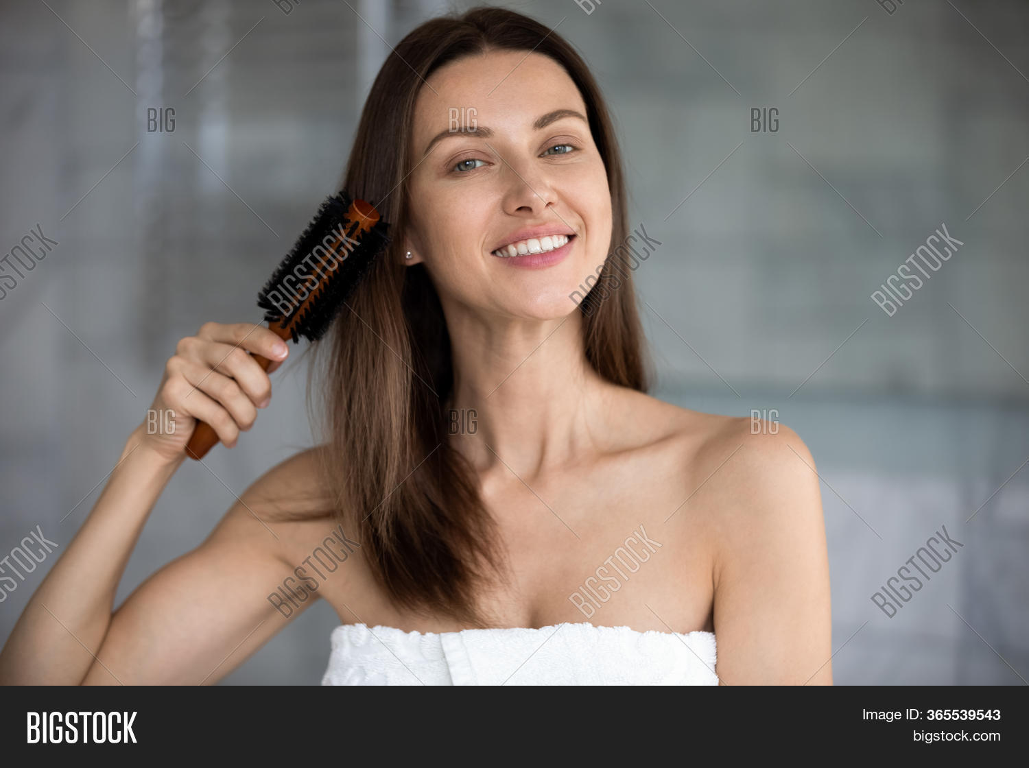 Woman After Shower Image & Photo (Free Trial) | Bigstock