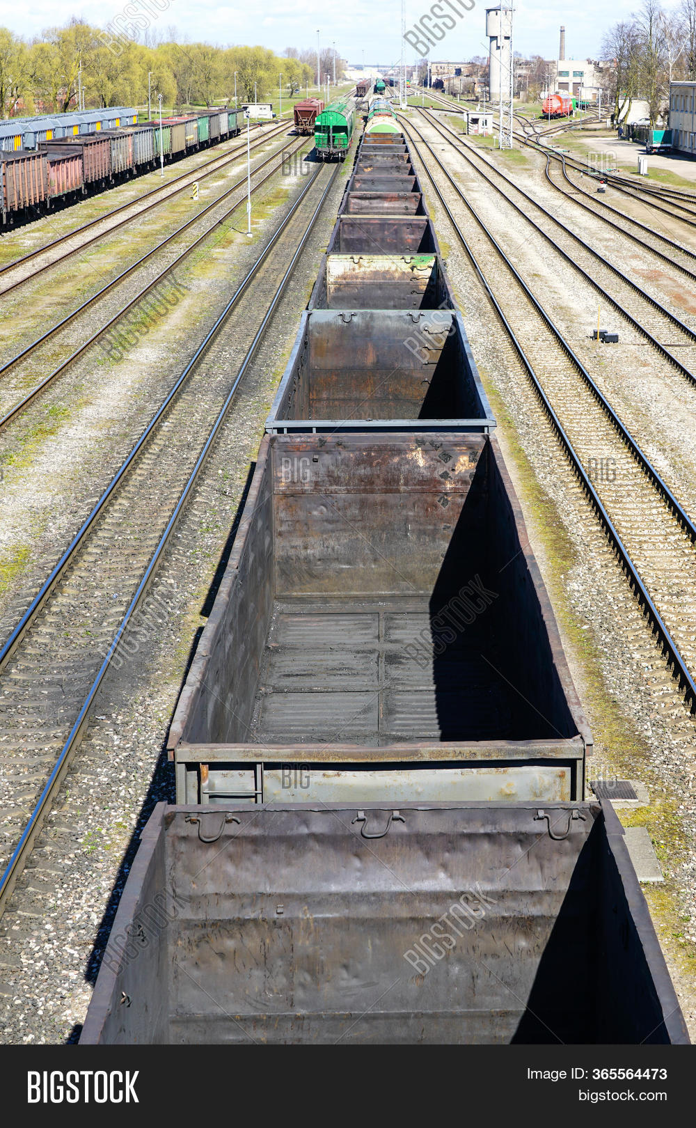 Empty Bulk Wagons Image & Photo (Free Trial) | Bigstock