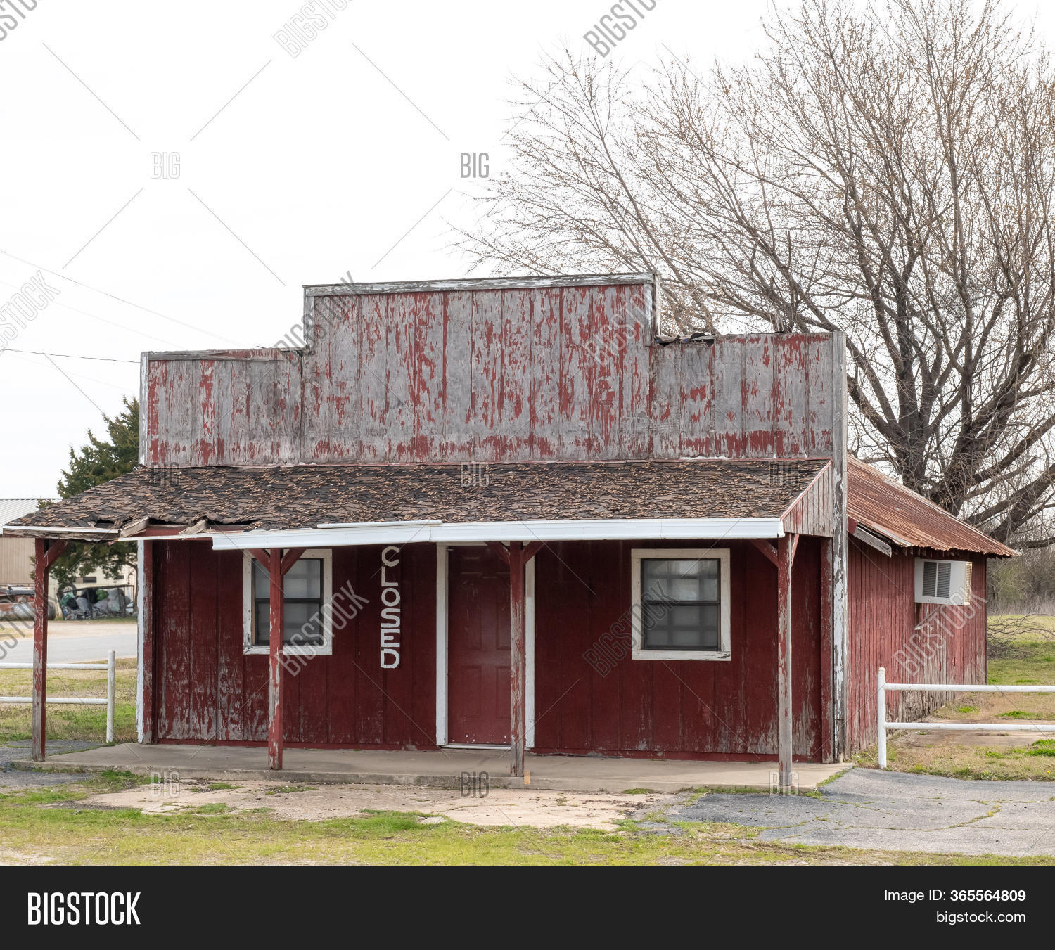 Empty Unused Abandoned Image & Photo (Free Trial) | Bigstock