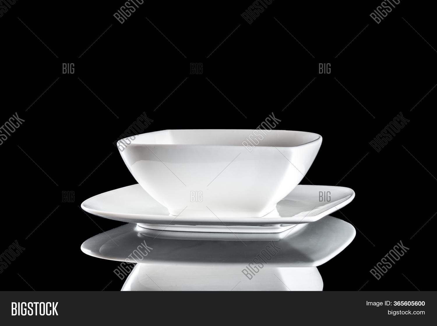 White Round Plate Food Image & Photo (Free Trial) | Bigstock