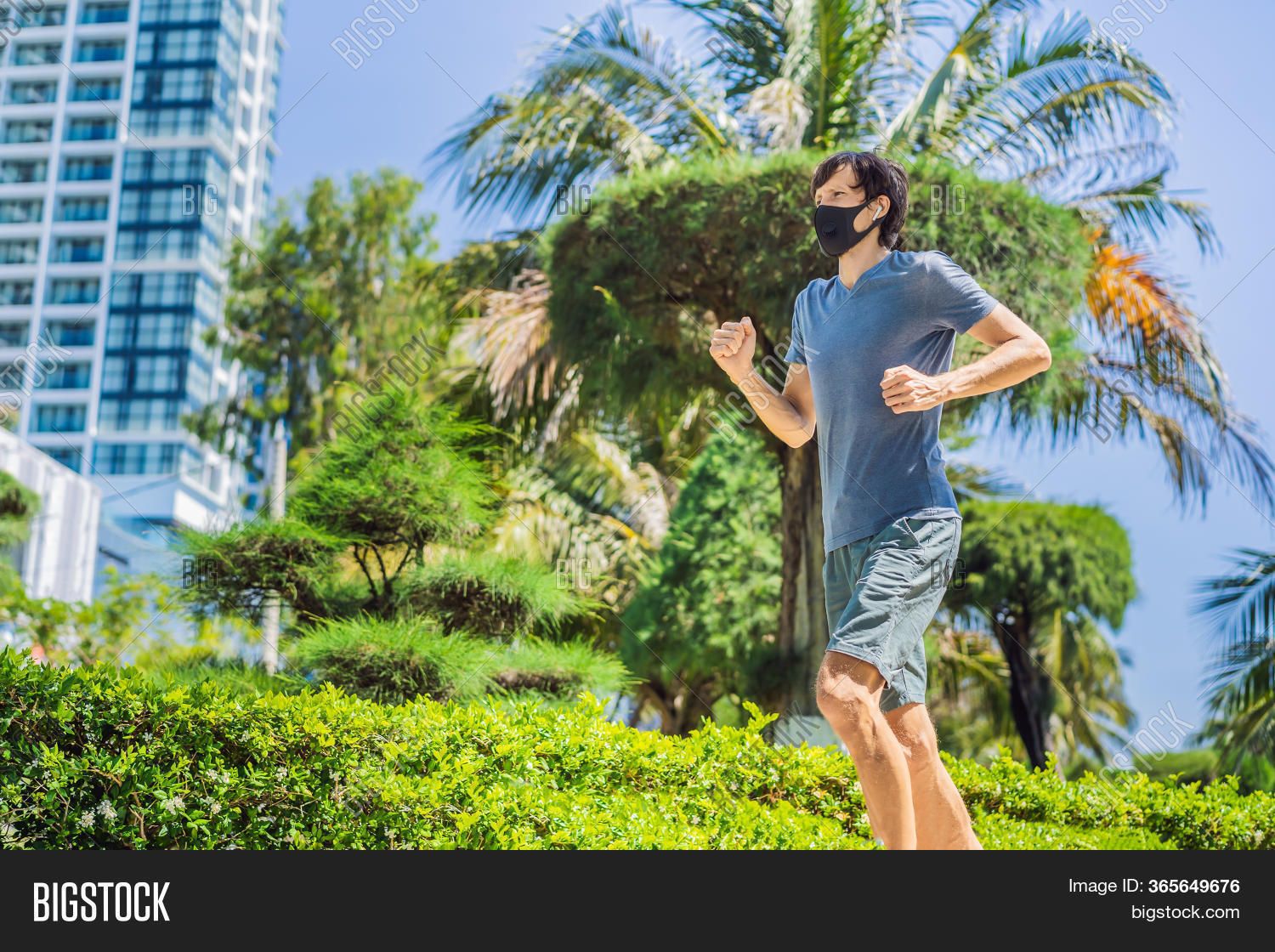 Man Runner Wearing Image & Photo (Free Trial) | Bigstock