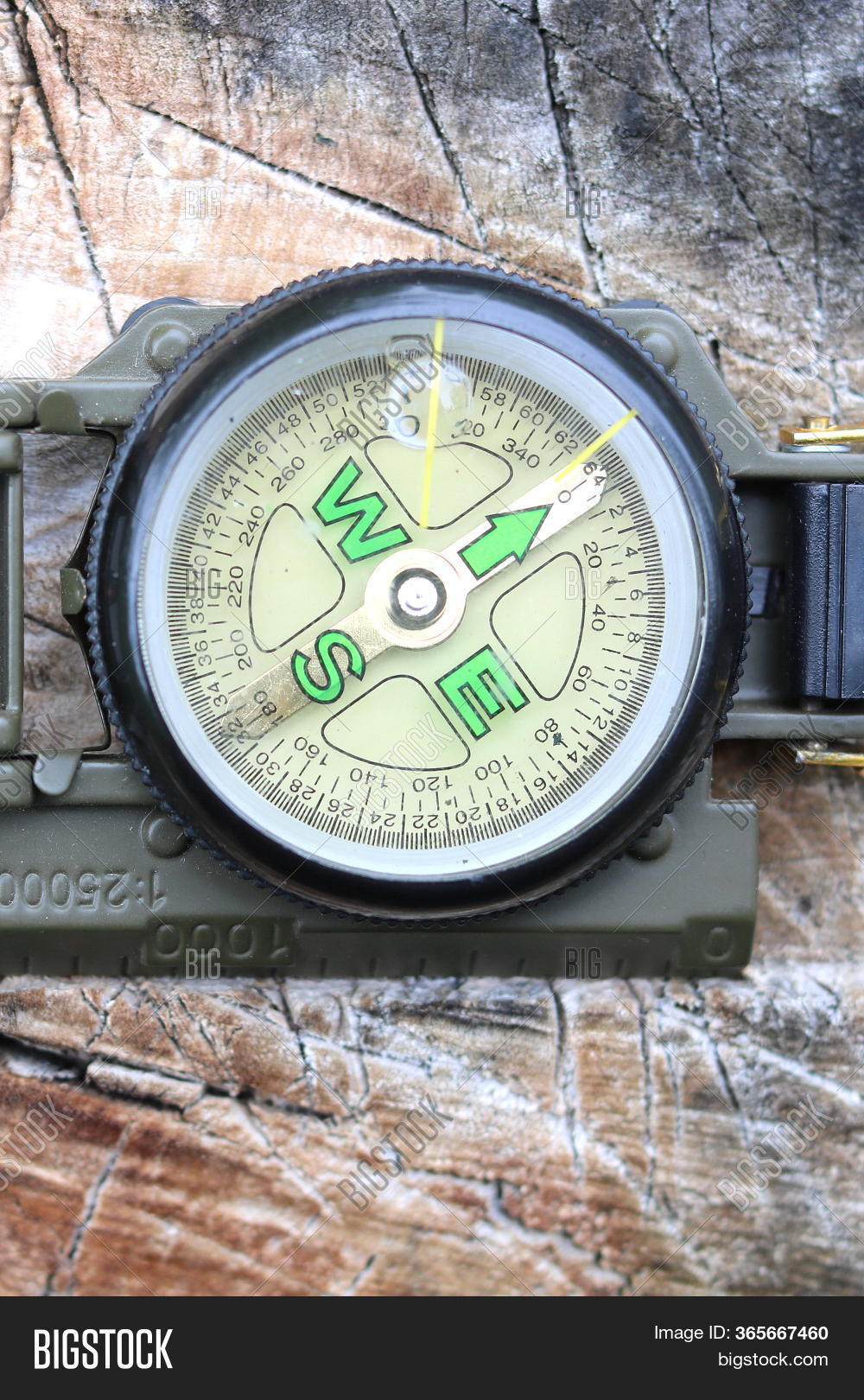 Old Compass On Natural Image & Photo (Free Trial) | Bigstock