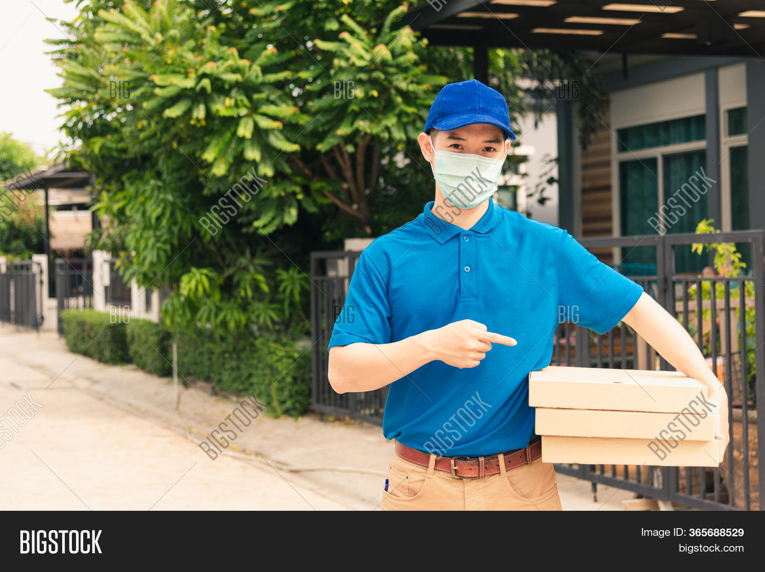 Asian Young Delivery Image & Photo (Free Trial) | Bigstock