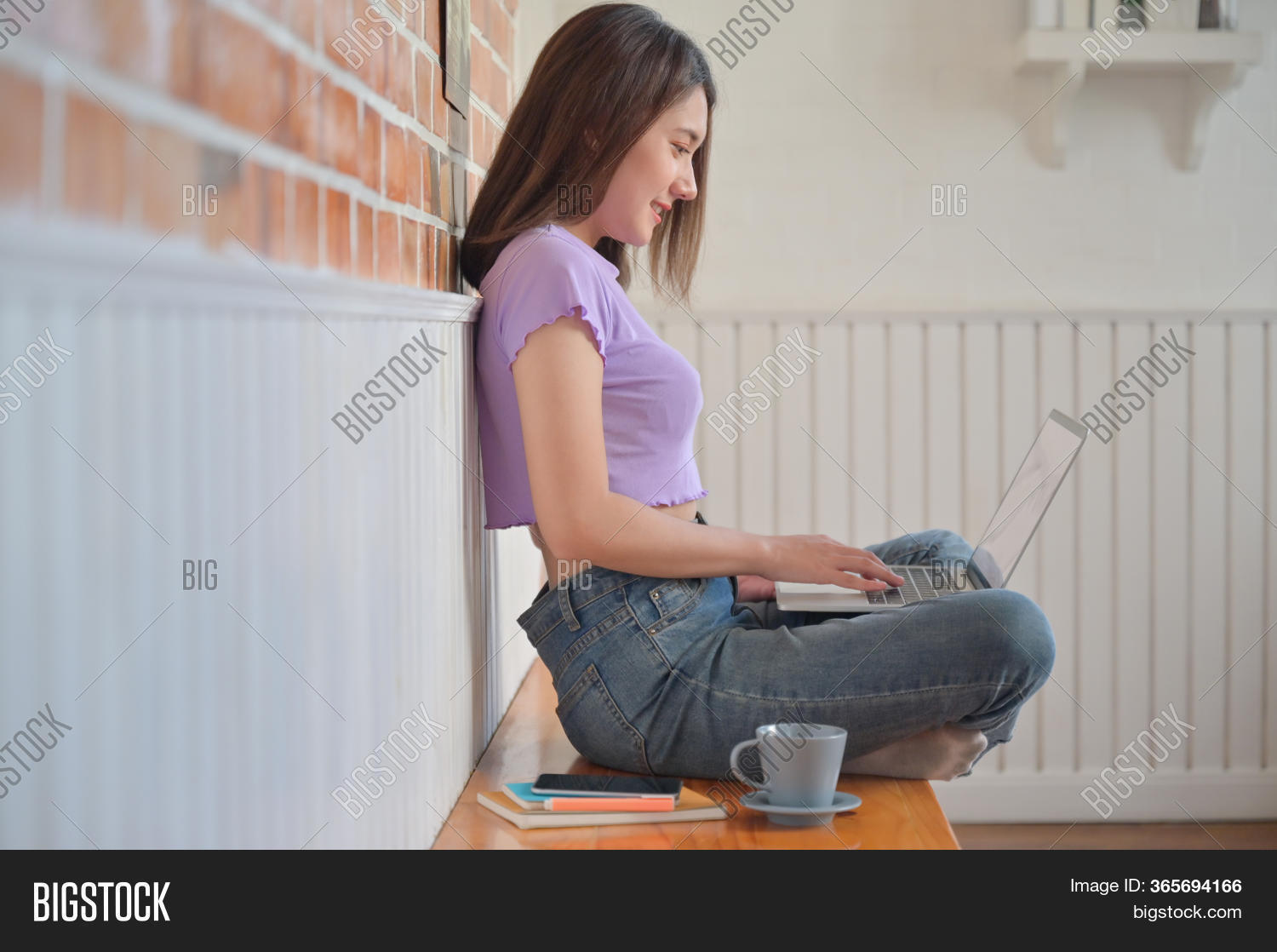 Young Female Student Image & Photo (Free Trial) | Bigstock