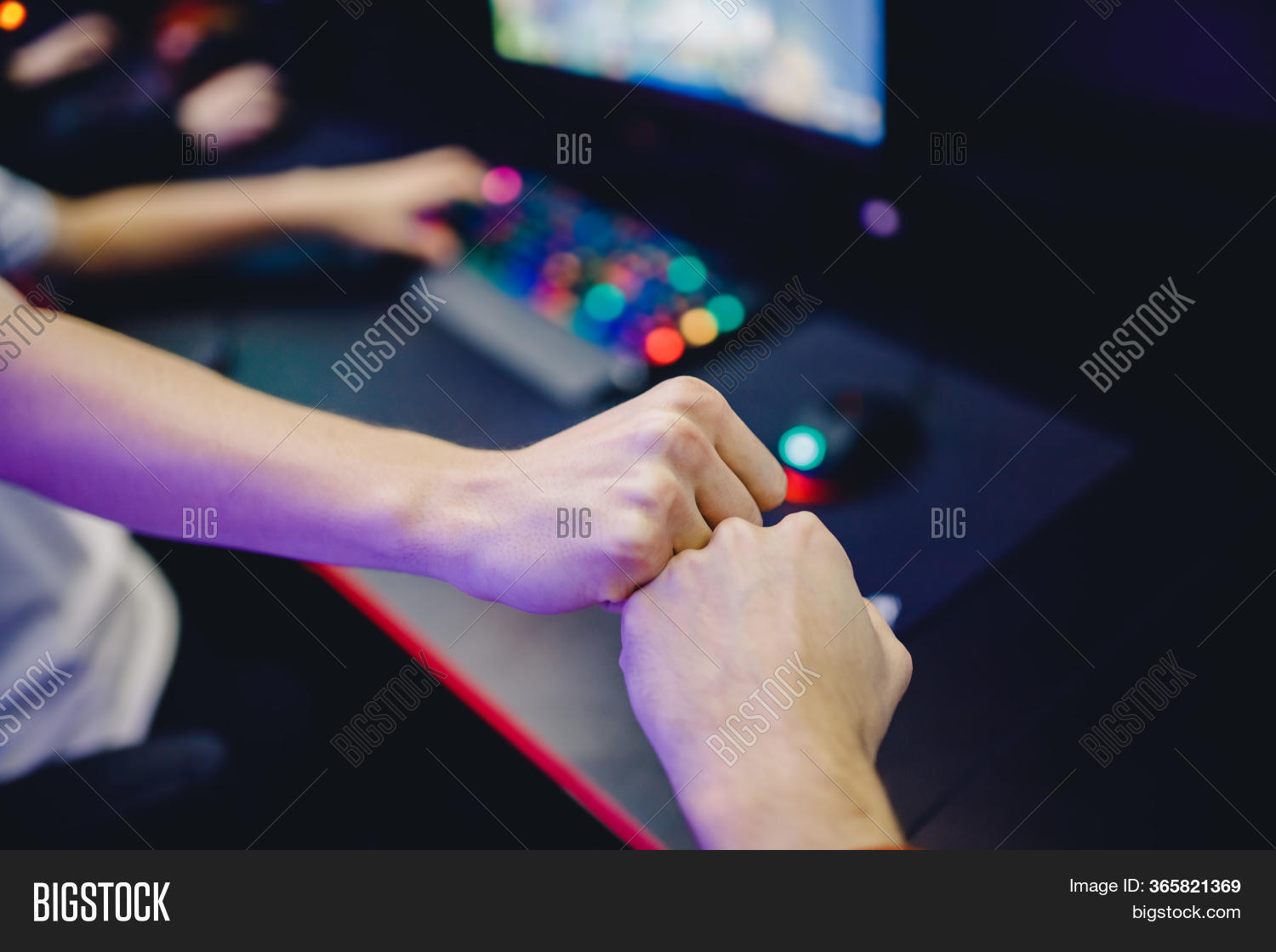 Professional Gamer Image & Photo (Free Trial) | Bigstock
