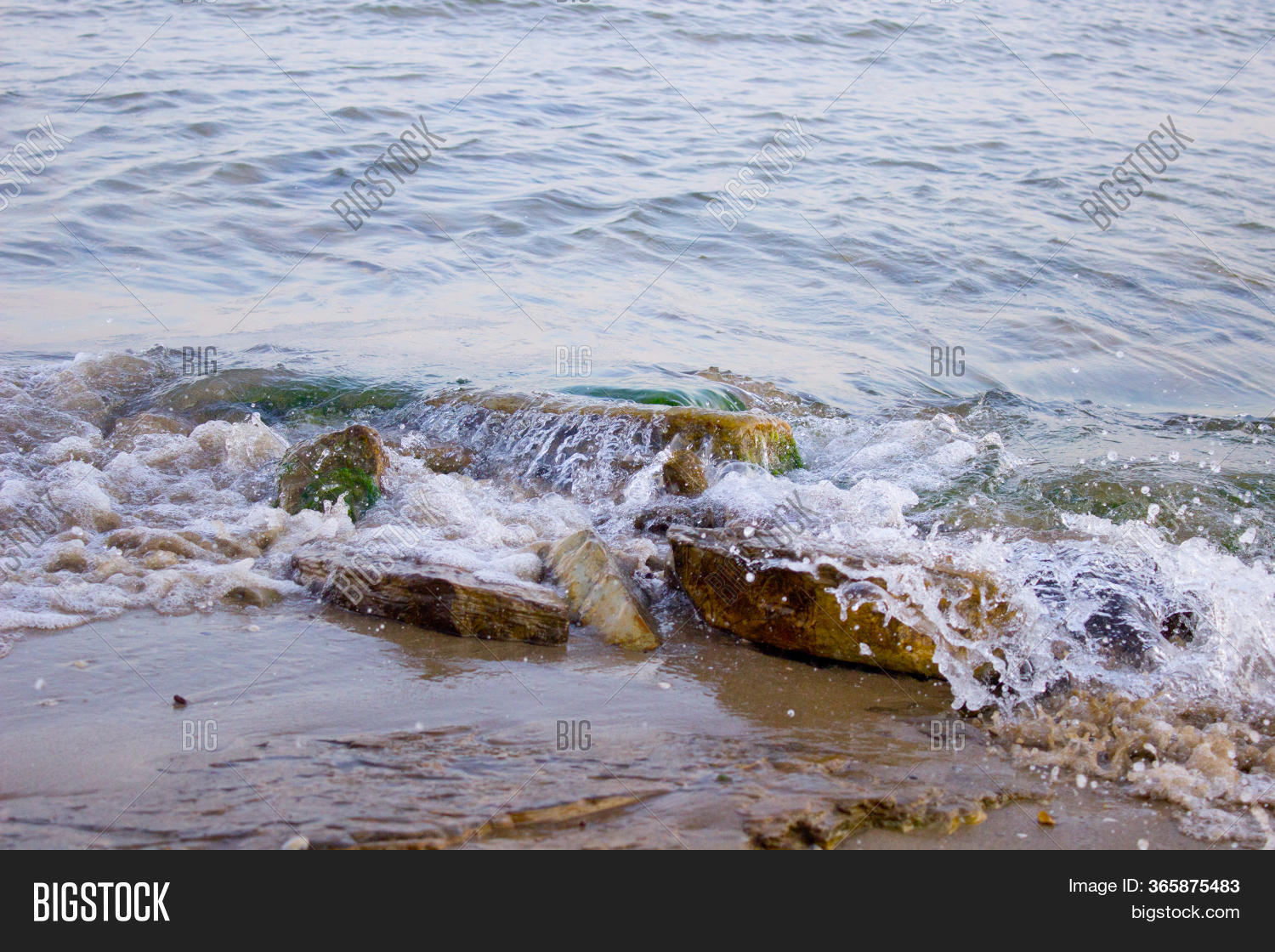 Sea Waves Crash Splash Image & Photo (Free Trial) | Bigstock