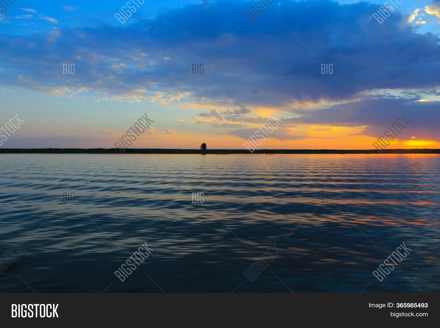 Beautiful Landscape Image & Photo (Free Trial) | Bigstock