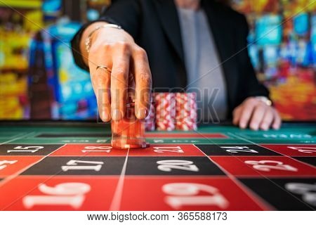 Woman Playing Roulette Image & Photo (Free Trial) | Bigstock