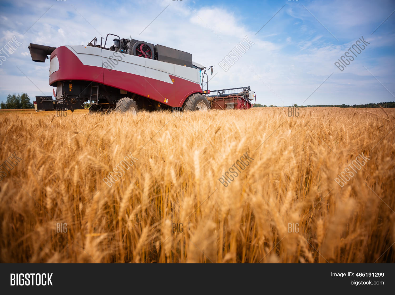 Harvester Machine Image & Photo (Free Trial) | Bigstock
