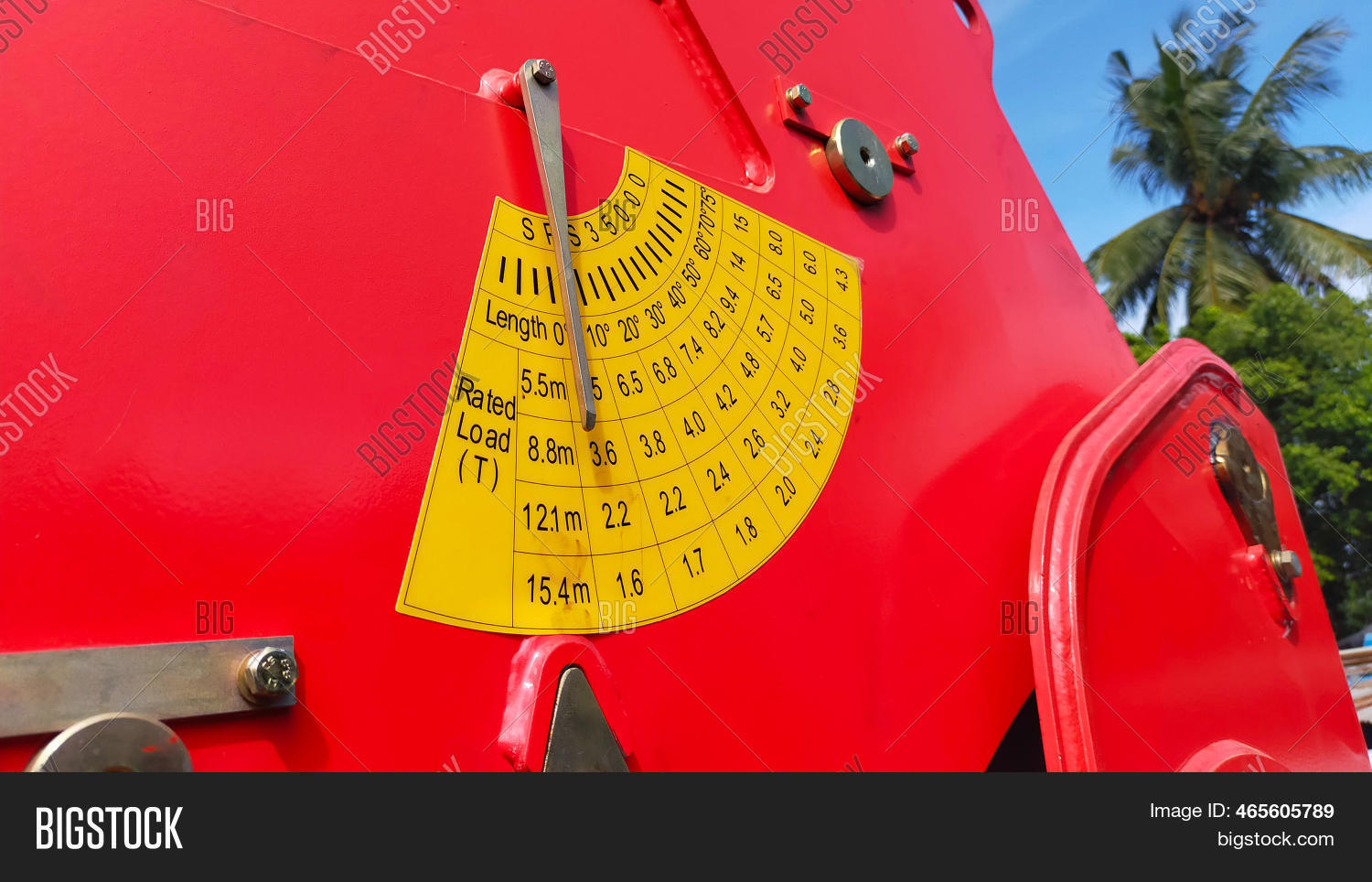 Crane Boom Angle Image & Photo (Free Trial) | Bigstock