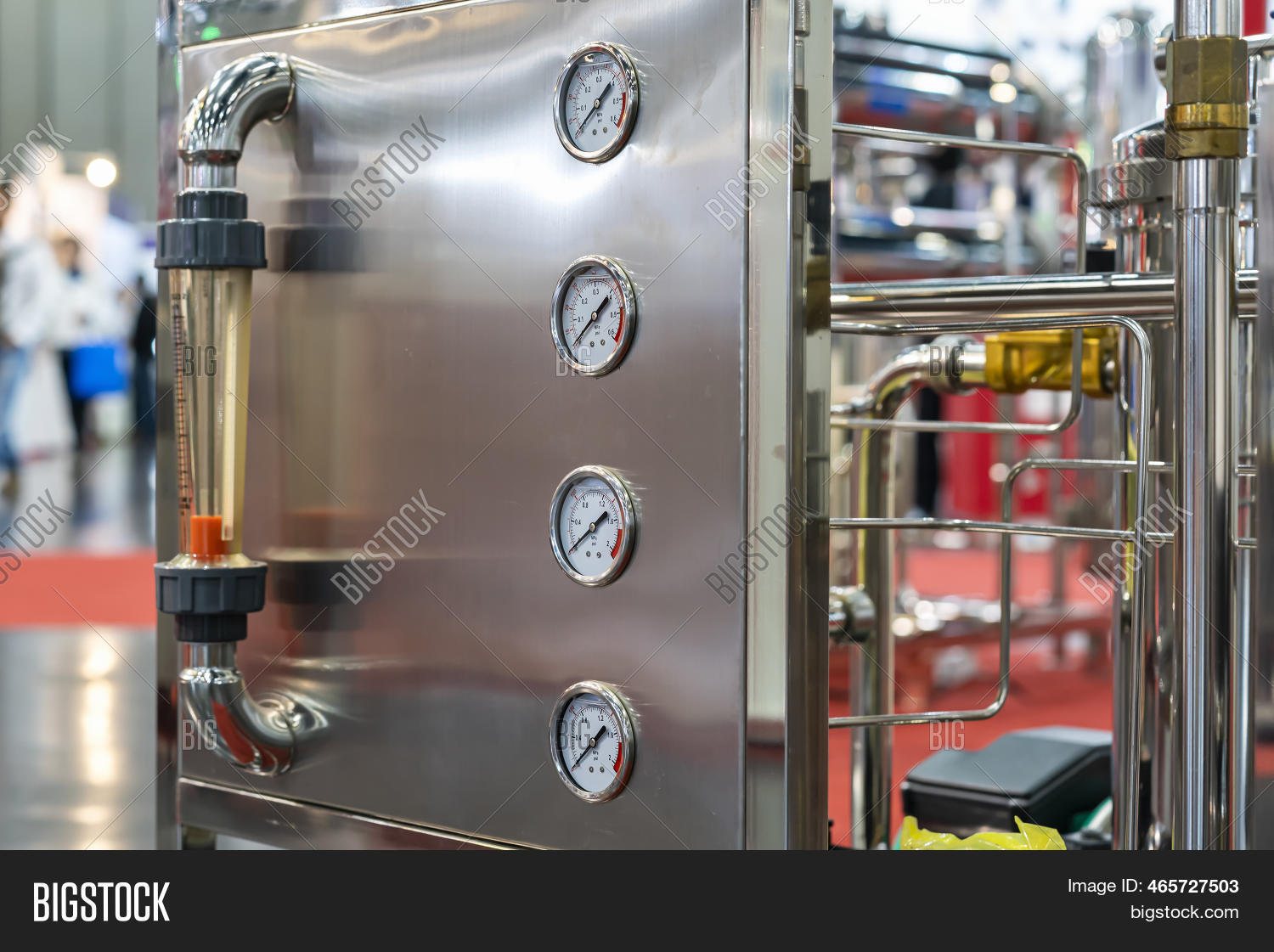 Pressure Dial Gauge Image & Photo (Free Trial) | Bigstock