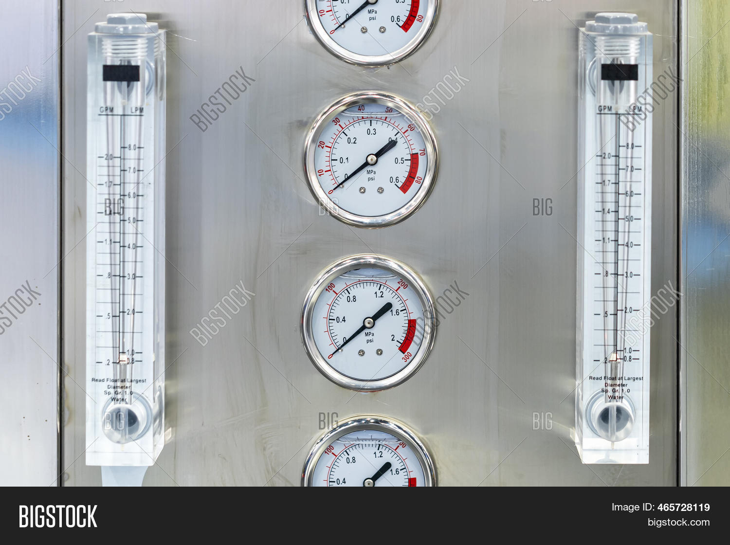 Pressure Dial Gauge Image & Photo (Free Trial) | Bigstock