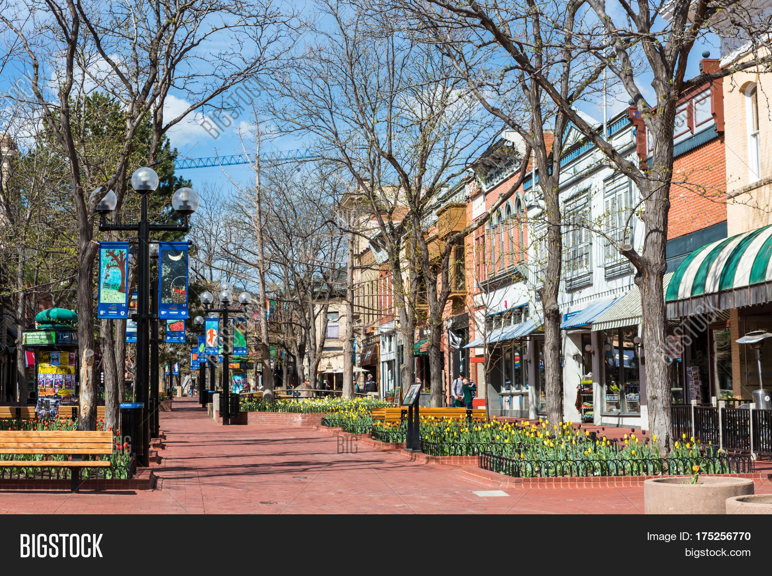 Pearl Street Mall Image & Photo (Free Trial) | Bigstock