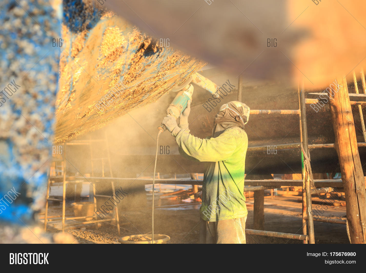 Man Using Grinder Image & Photo (Free Trial) | Bigstock