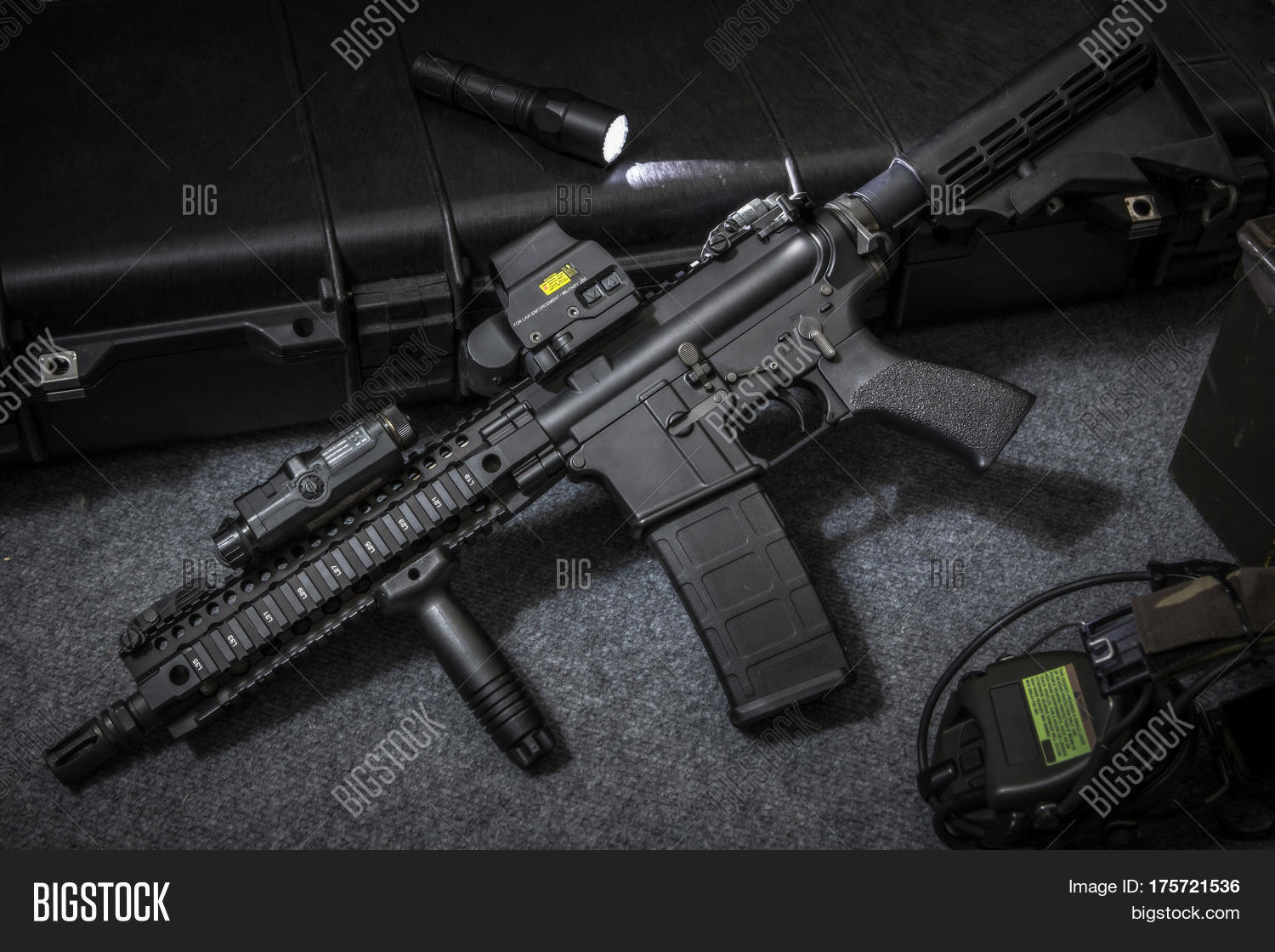 Assault Rifle Ar15 Law Image & Photo (Free Trial) | Bigstock