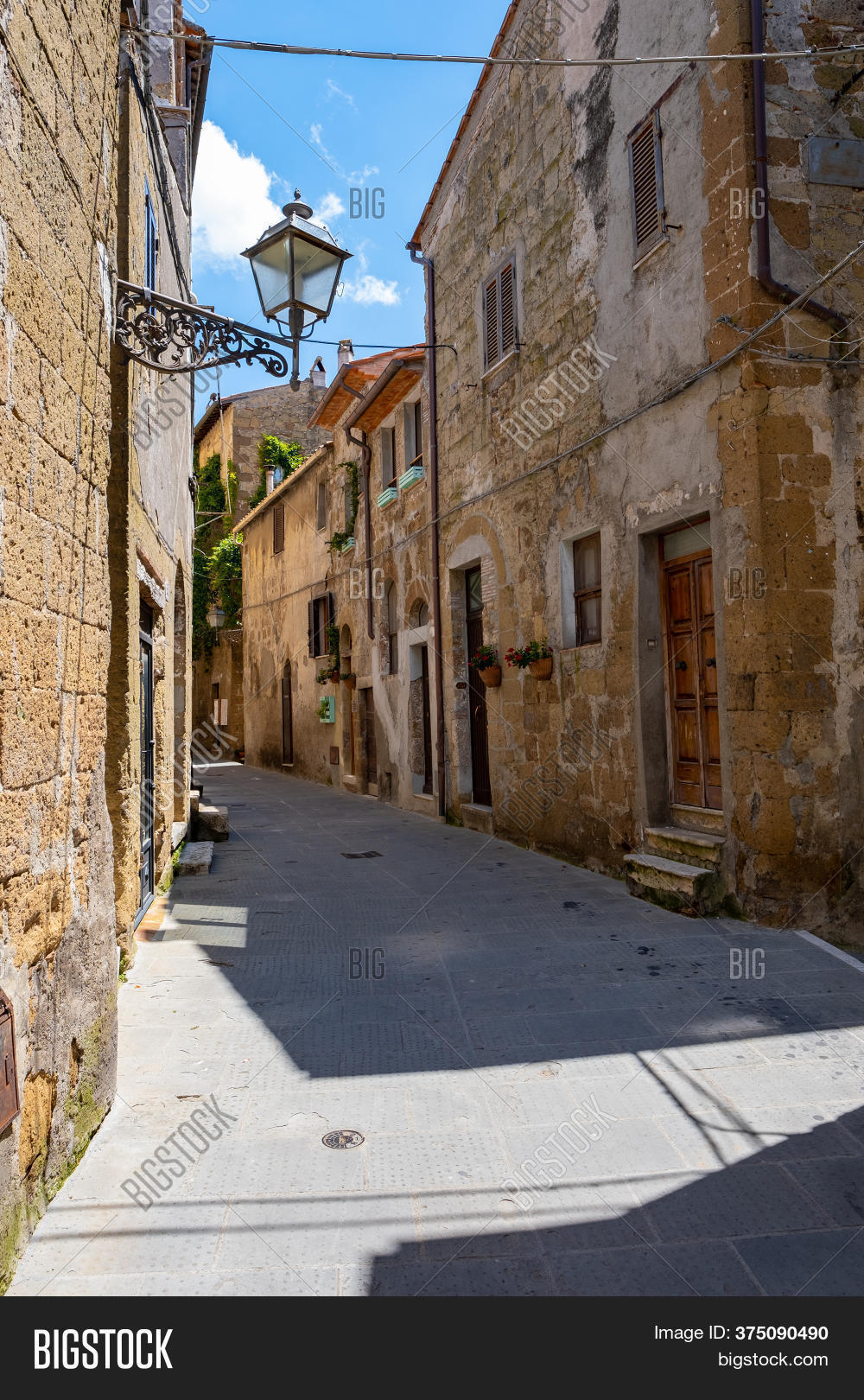 STREETS SMALL ITALIAN Image & Photo (Free Trial) | Bigstock