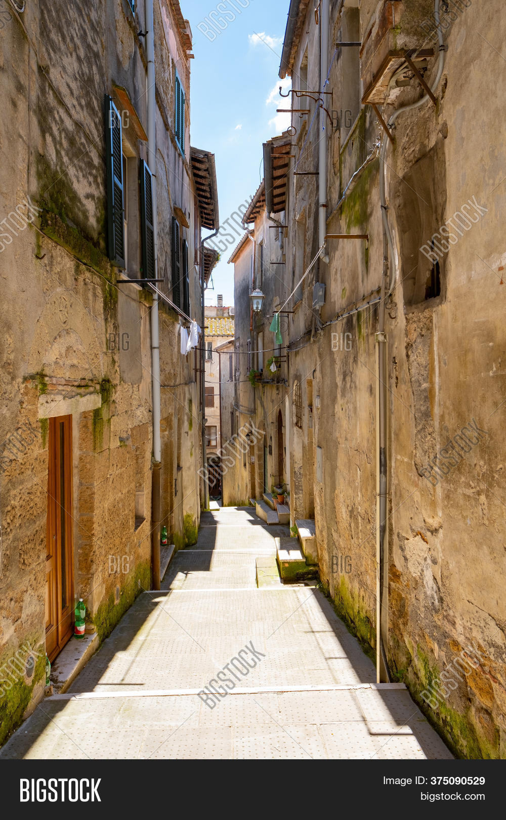 STREETS SMALL ITALIAN Image & Photo (Free Trial) | Bigstock