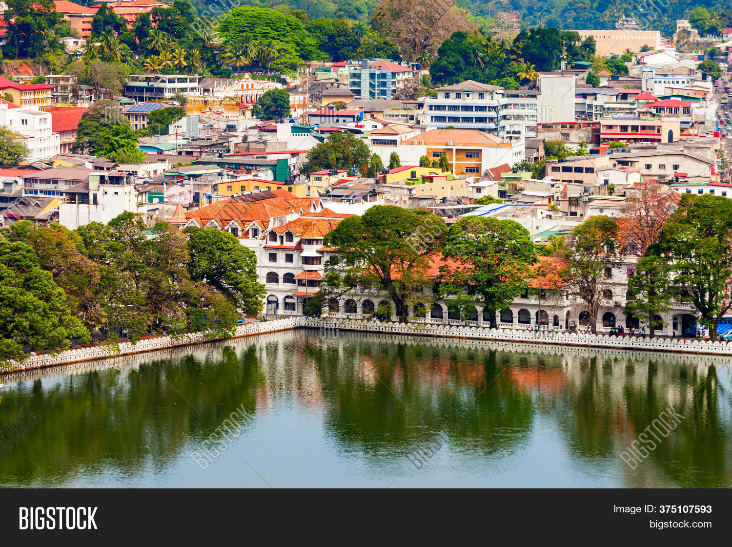 Kandy Lake Kandy City Image & Photo (Free Trial) | Bigstock