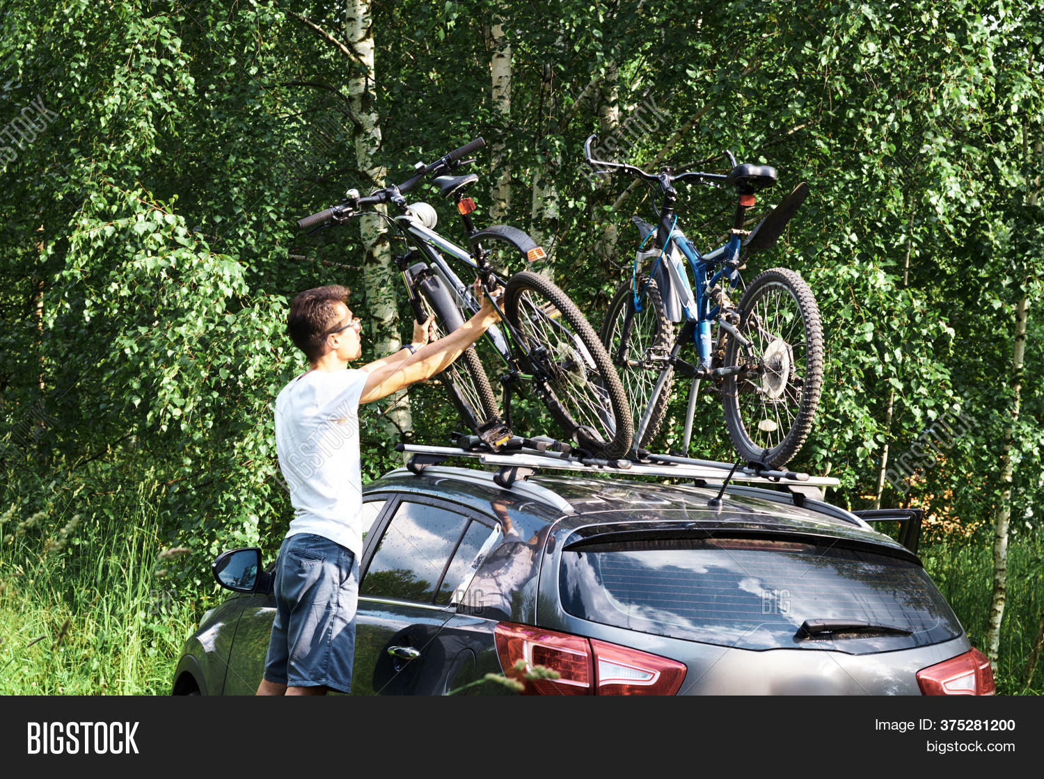 Bicycle Transportation Image & Photo (Free Trial) | Bigstock