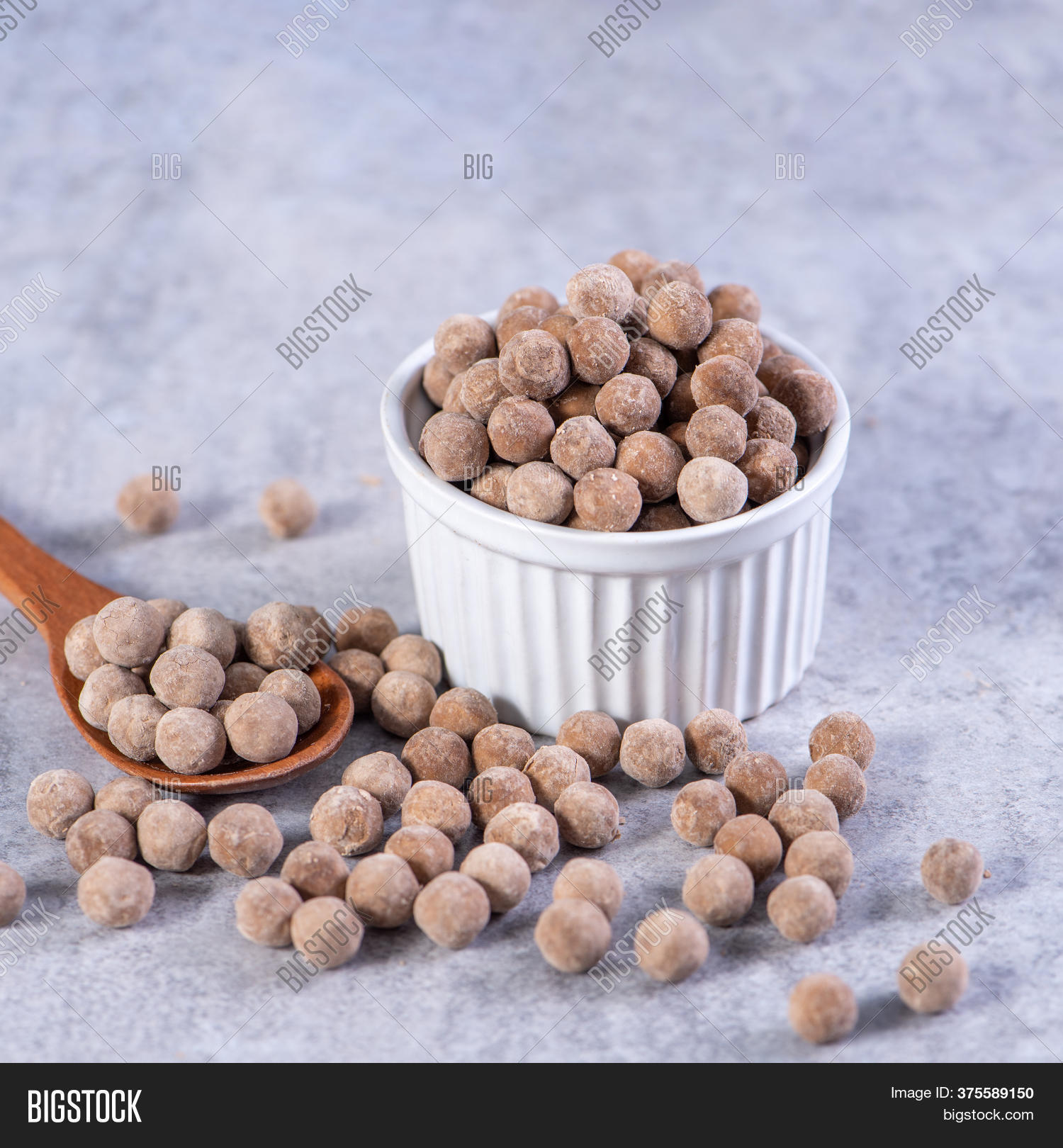 Dry Raw Brown Tapioca Image & Photo (Free Trial) | Bigstock