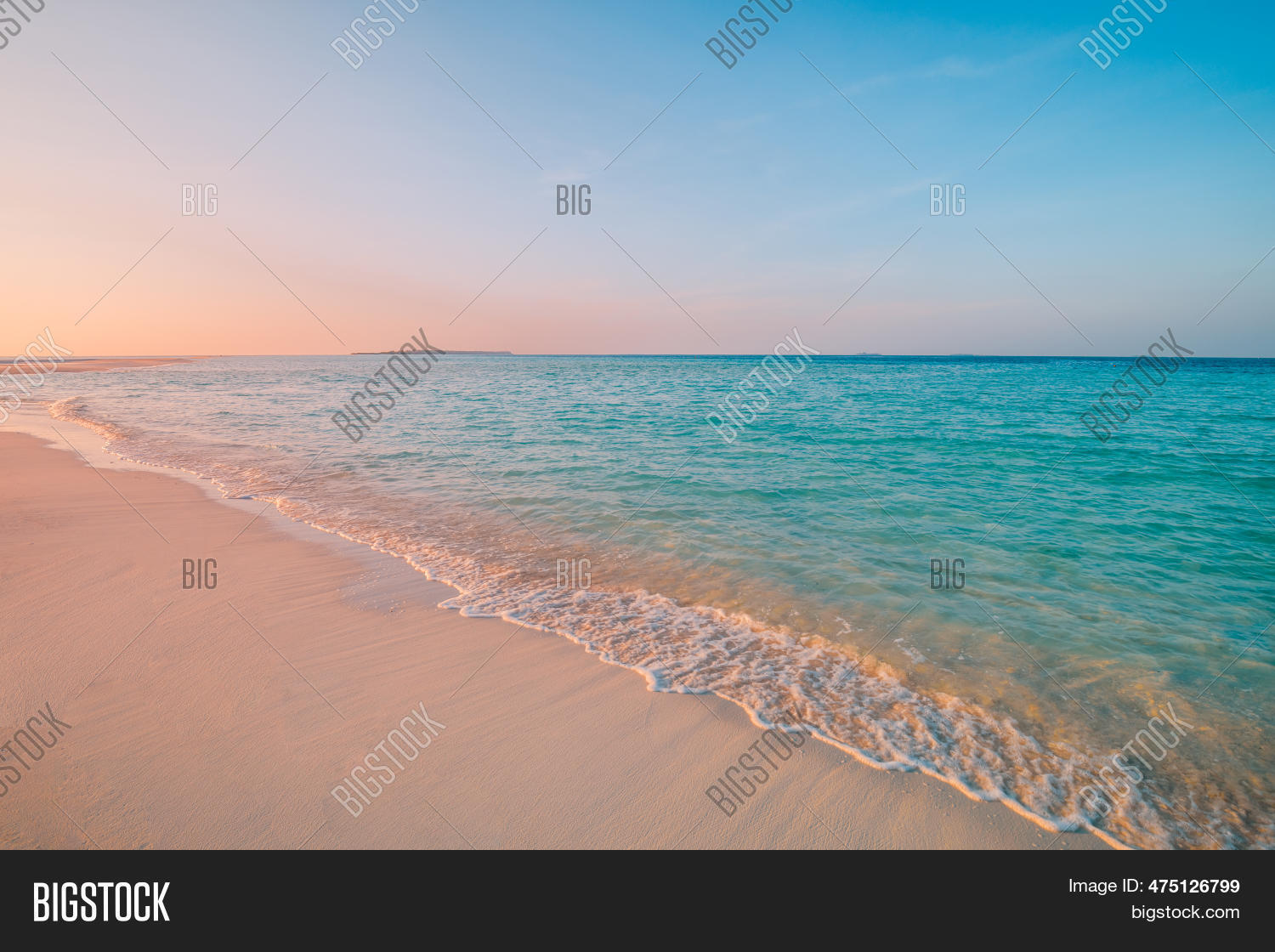 Closeup Sea Sand Beach Image & Photo (Free Trial) | Bigstock