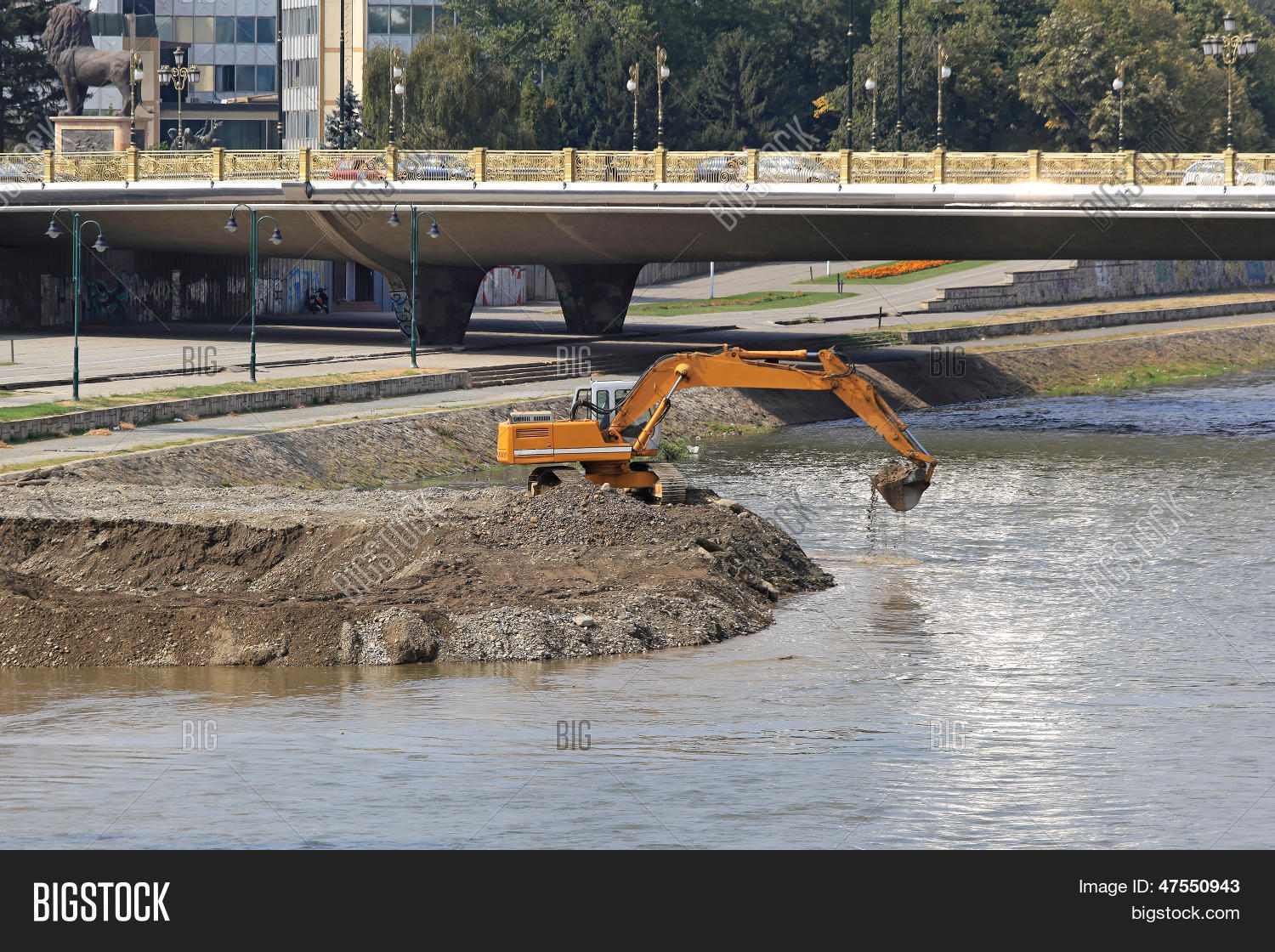 River Excavator Image & Photo (Free Trial) | Bigstock