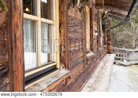 Side View Window Walls Image & Photo (Free Trial) | Bigstock