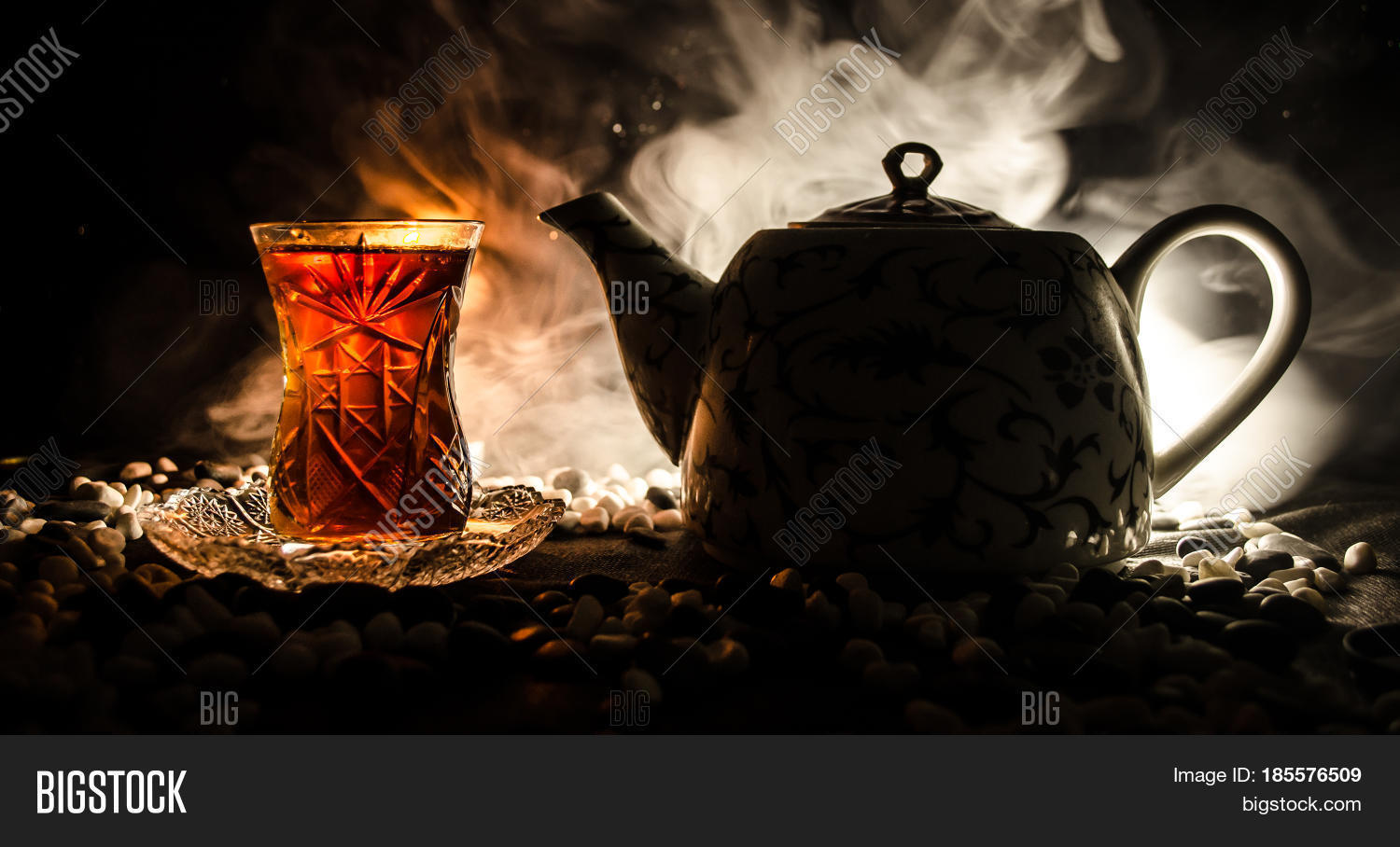 Turkish Azerbaijan Tea Image & Photo (Free Trial) | Bigstock