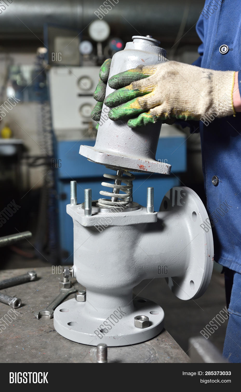 Base Valve Mounted On Image & Photo (Free Trial) | Bigstock