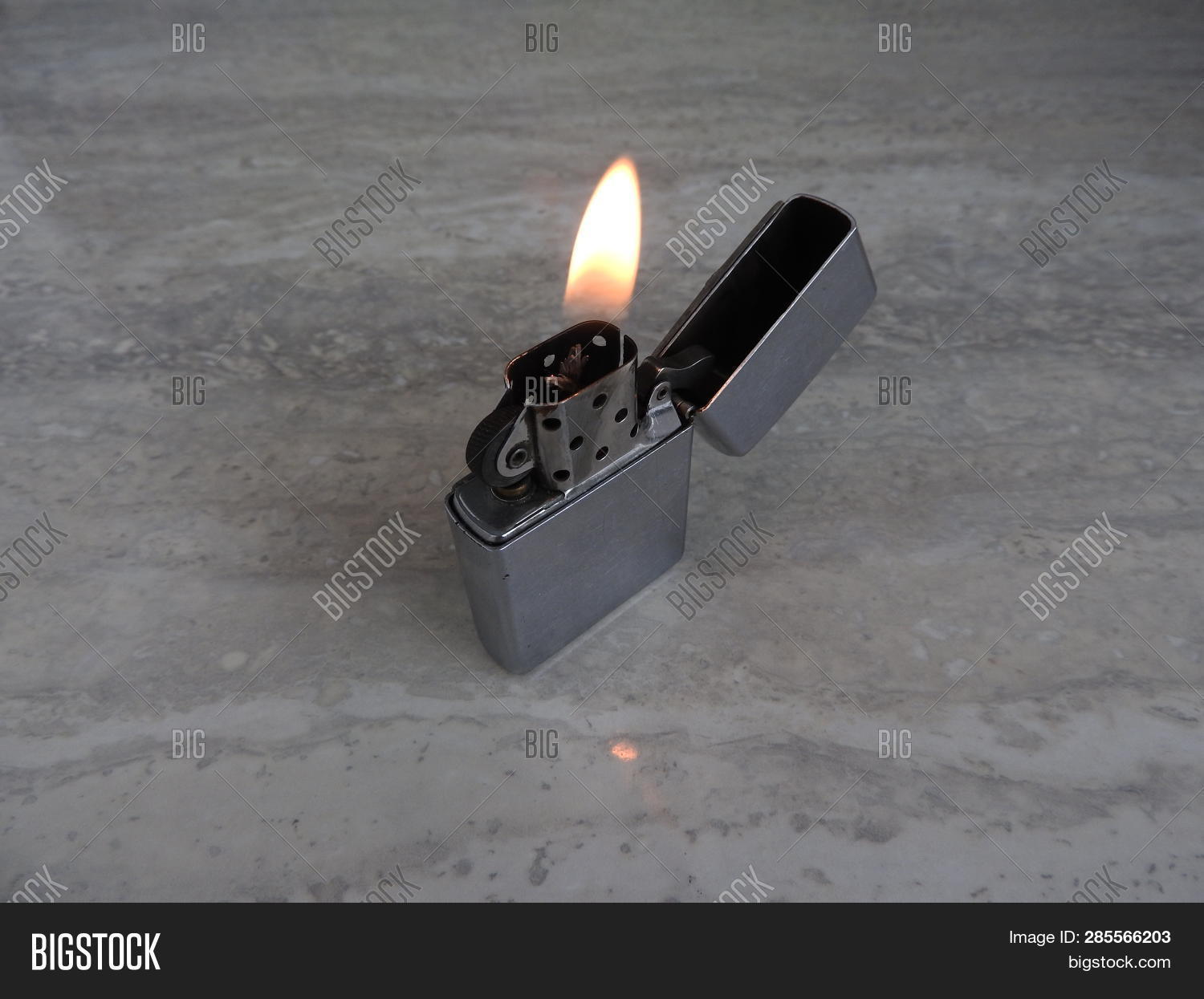 Open Metal Lighter Image & Photo (Free Trial) | Bigstock