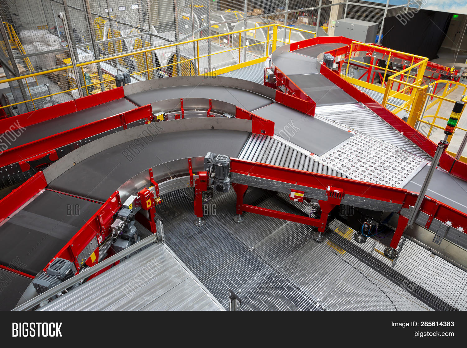 Empty Conveyor Sorting Image & Photo (Free Trial) | Bigstock