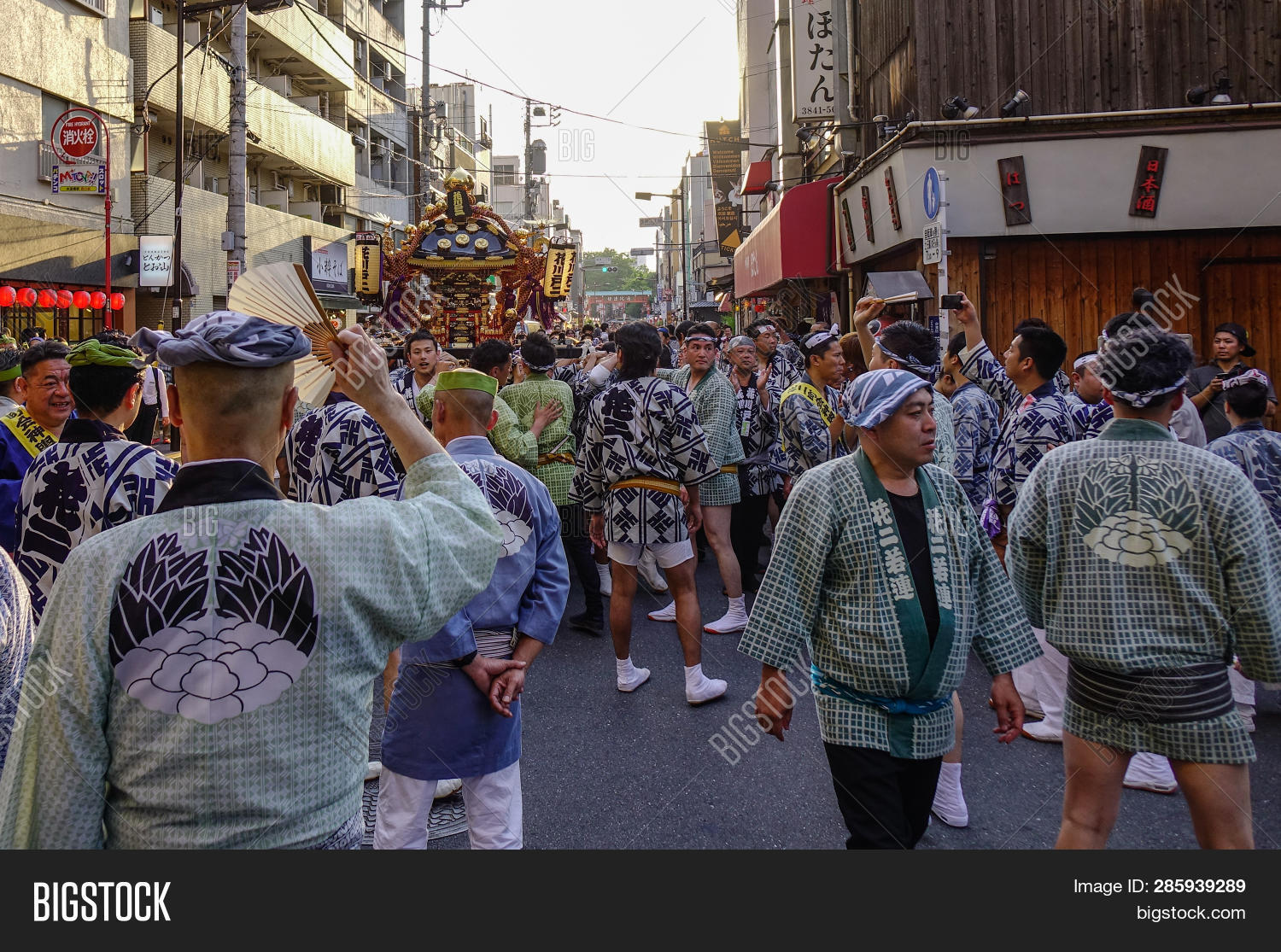 Procession Mikoshi Image & Photo (Free Trial) | Bigstock