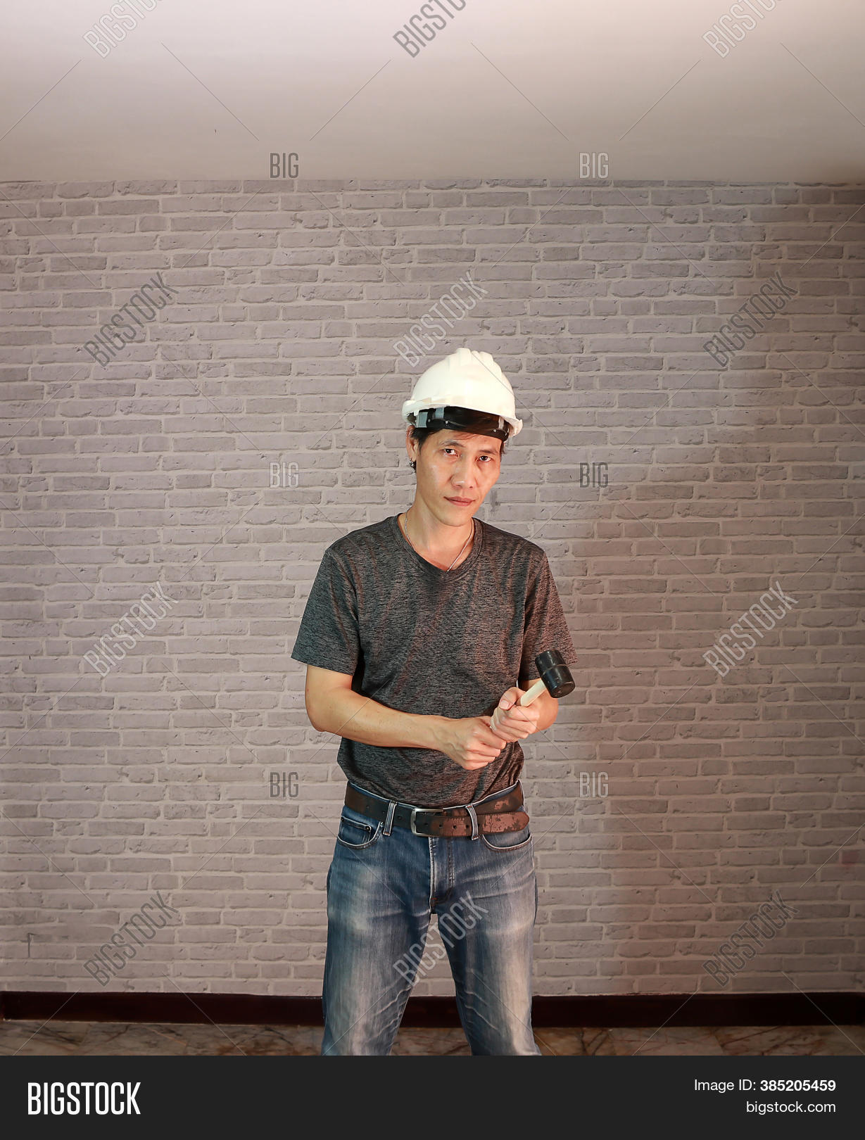 Technician Man Ware Image & Photo (Free Trial) | Bigstock