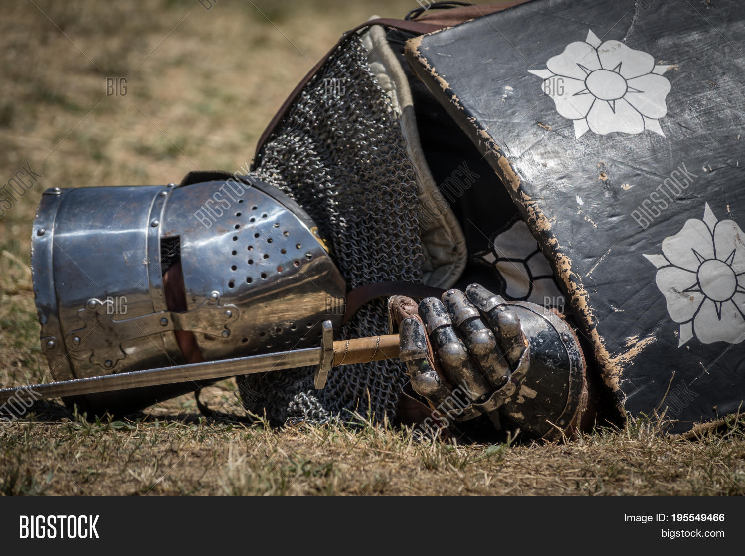 Medieval Knight Fallen Image & Photo (Free Trial) | Bigstock