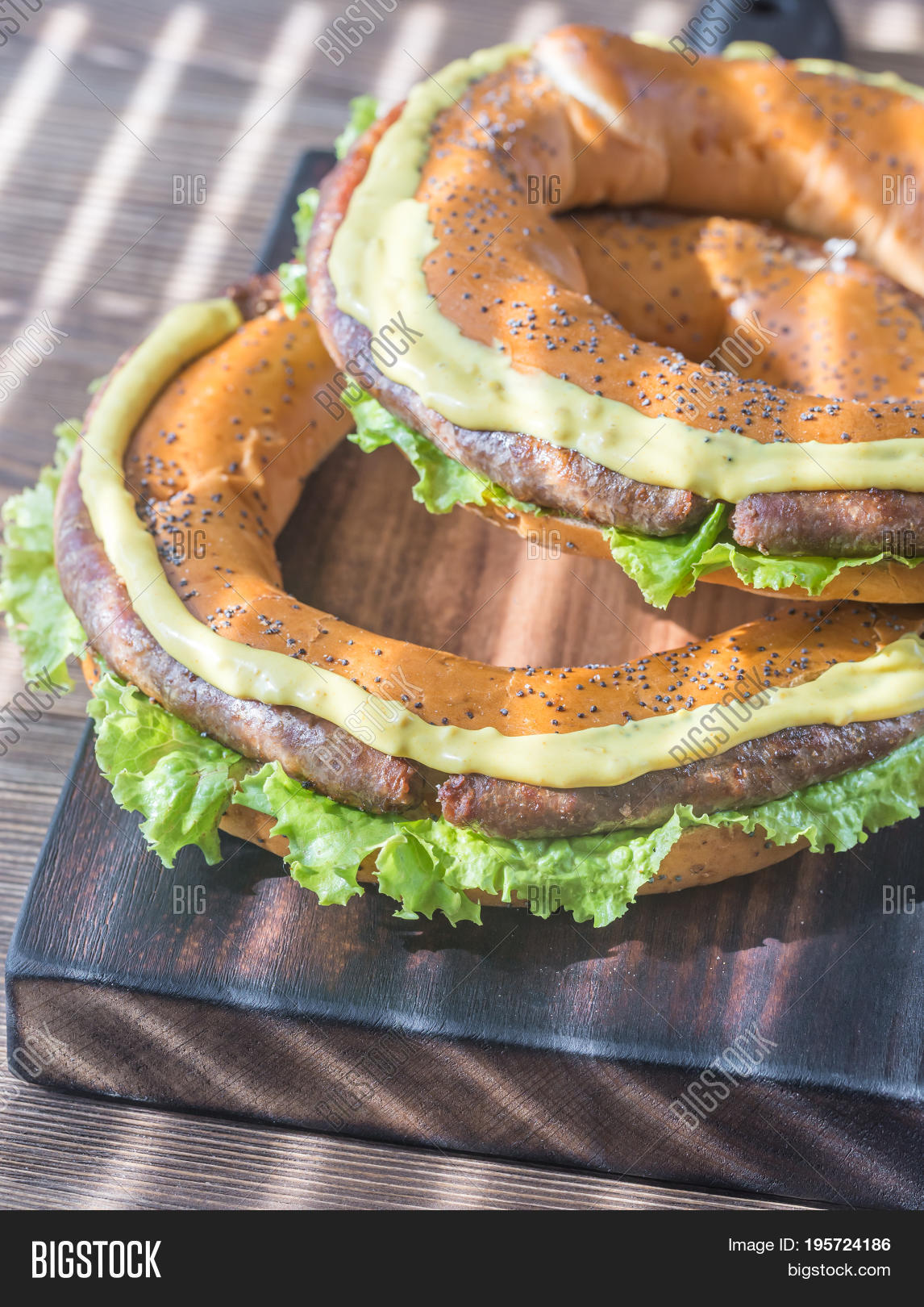 Bagels Fresh Lettuce Image & Photo (Free Trial) | Bigstock