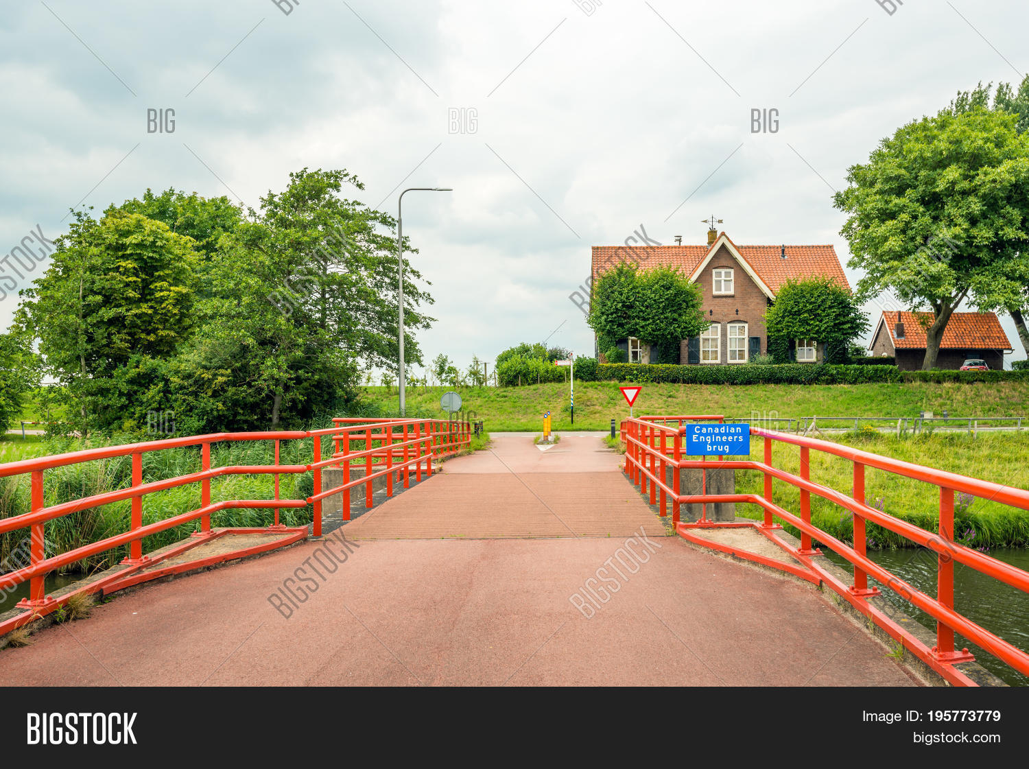 Canadian Engineers Image & Photo (Free Trial) | Bigstock