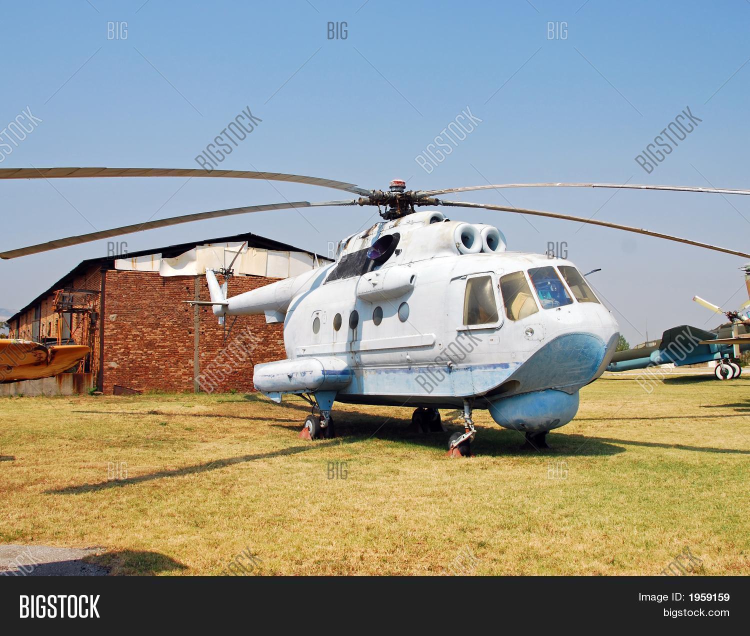Old Navy Helicopter Image & Photo (Free Trial) | Bigstock