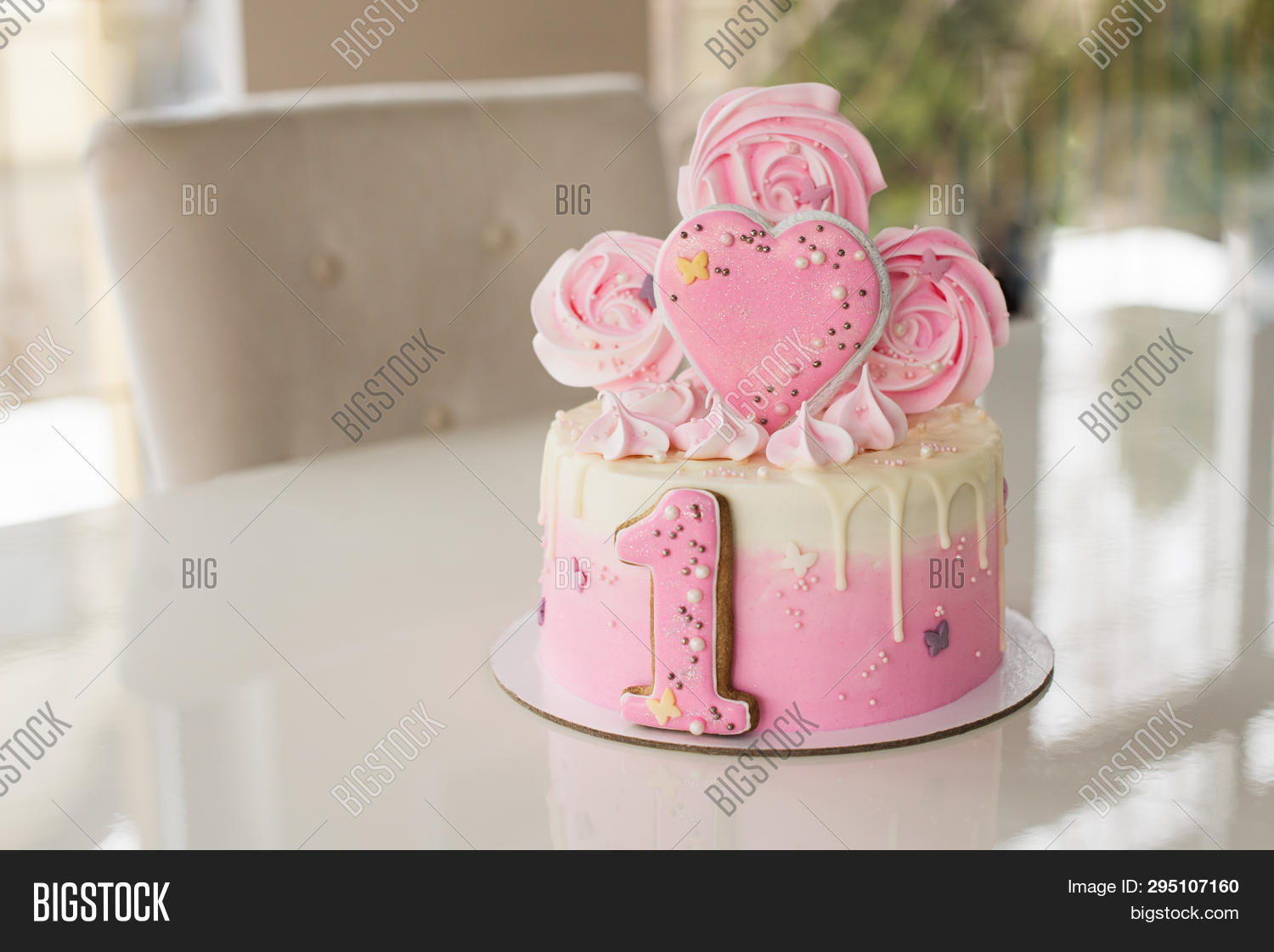 Crash Pink Cake Image & Photo (Free Trial) | Bigstock