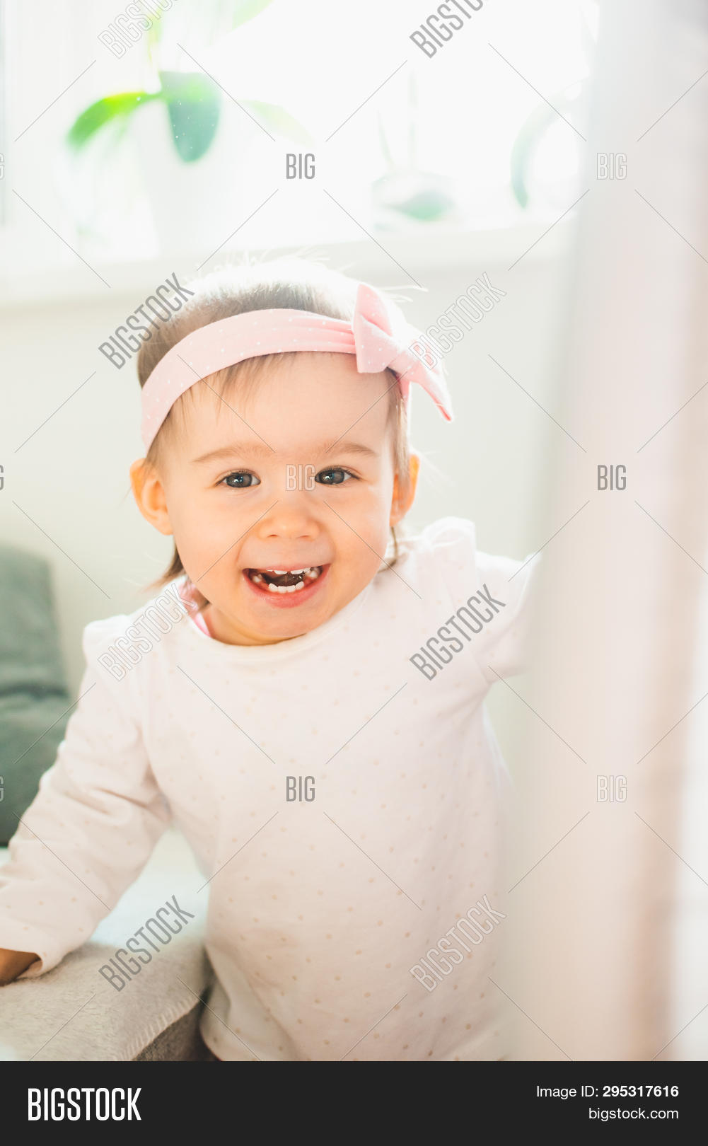 Caucasian Baby Girl Image & Photo (Free Trial) | Bigstock