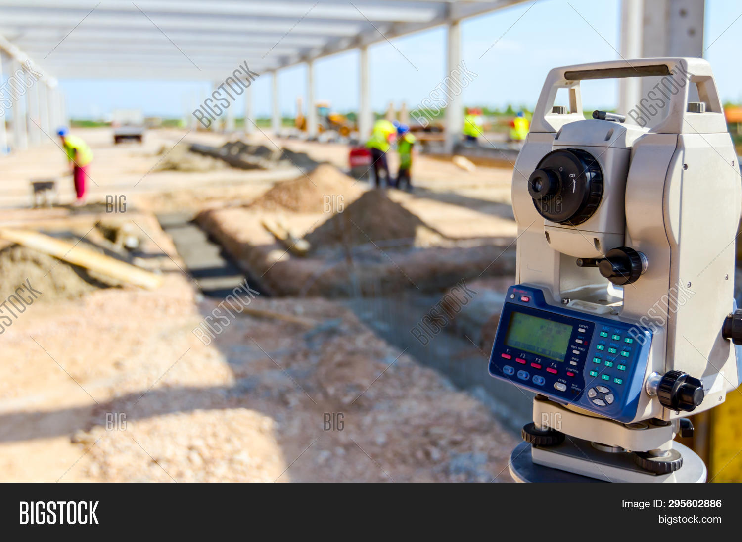 Surveyor Instrument Image & Photo (Free Trial) | Bigstock