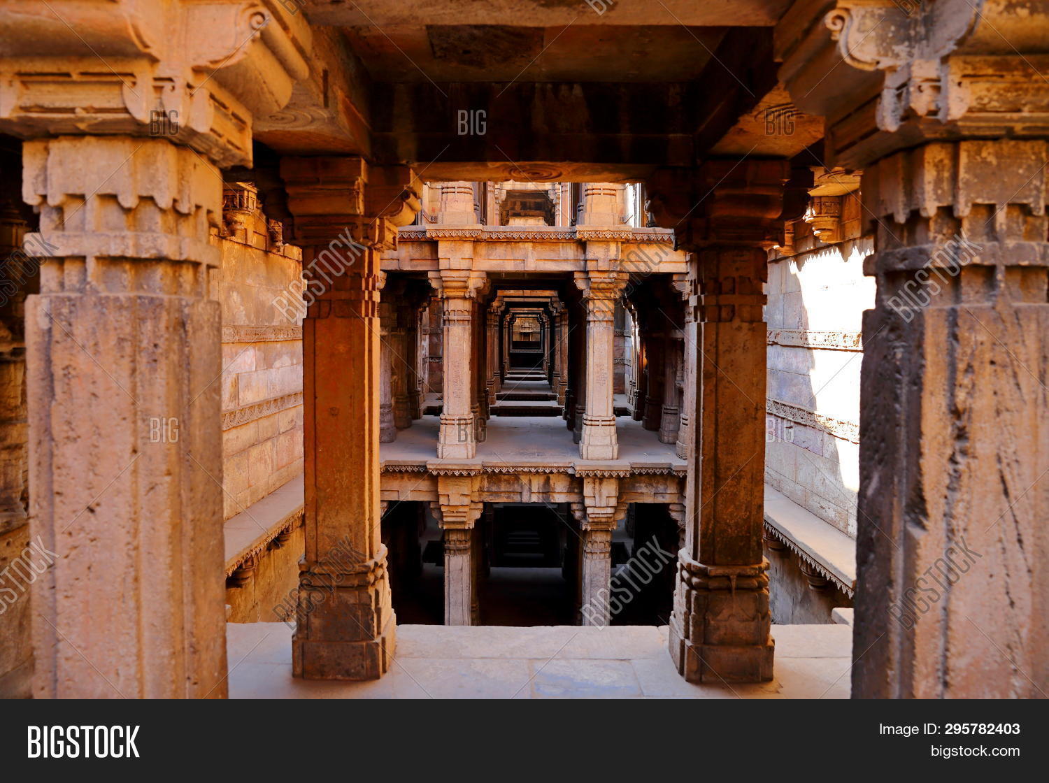 Dada Harir Vav Image & Photo (Free Trial) | Bigstock
