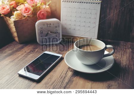 Desktop Calendar 2019, Image & Photo (Free Trial) | Bigstock