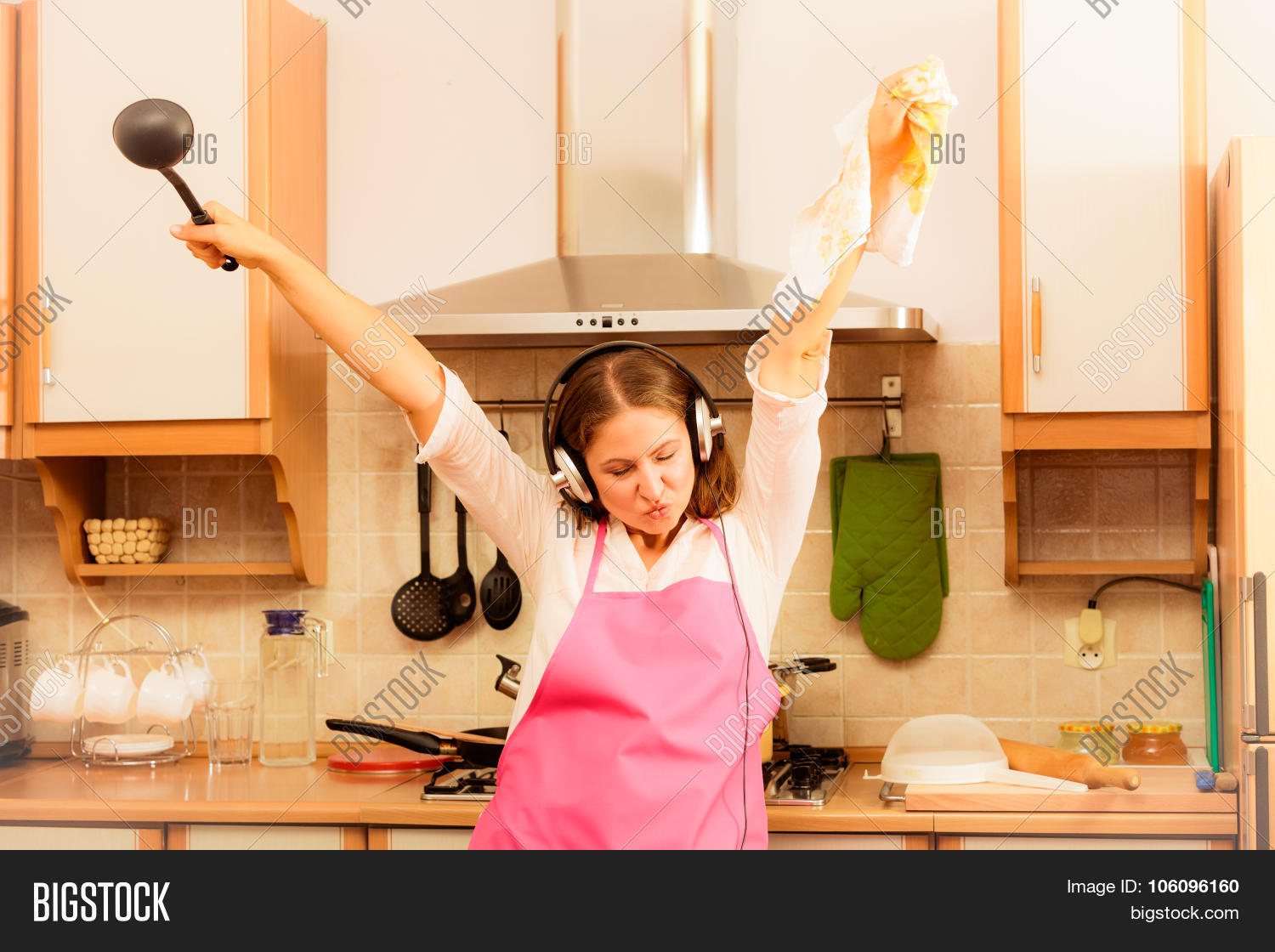 Crazy Housewife Cook Image & Photo (Free Trial) | Bigstock