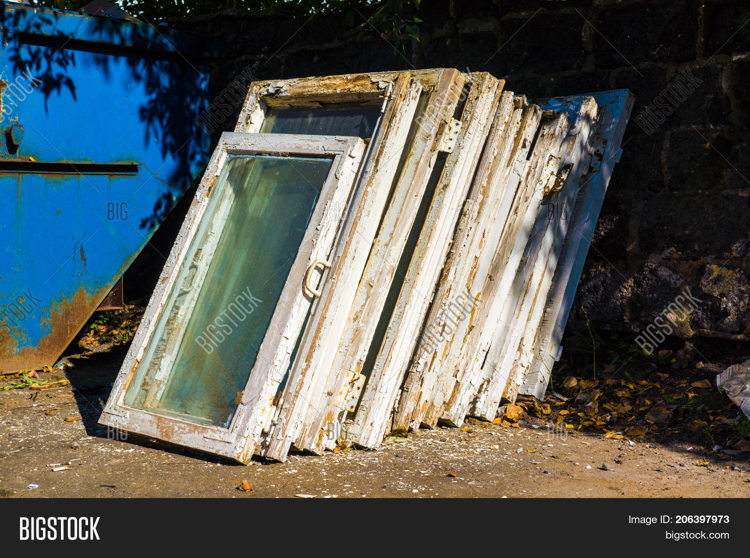 Old Wooden Windows Image & Photo (Free Trial) | Bigstock