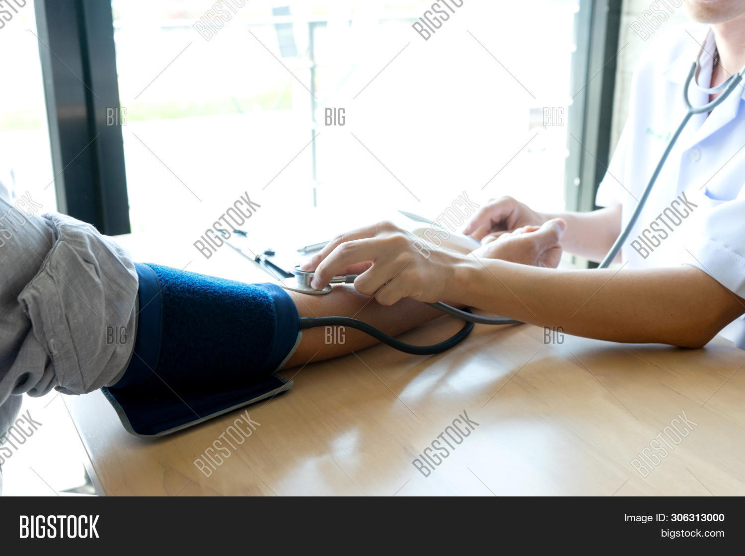 Doctor Sit Test Image & Photo (Free Trial) | Bigstock