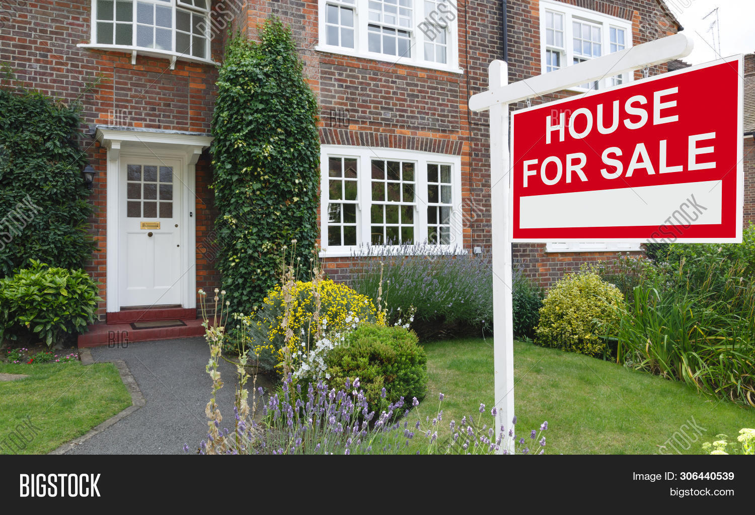 Sale Sign Outside Image & Photo (Free Trial) | Bigstock