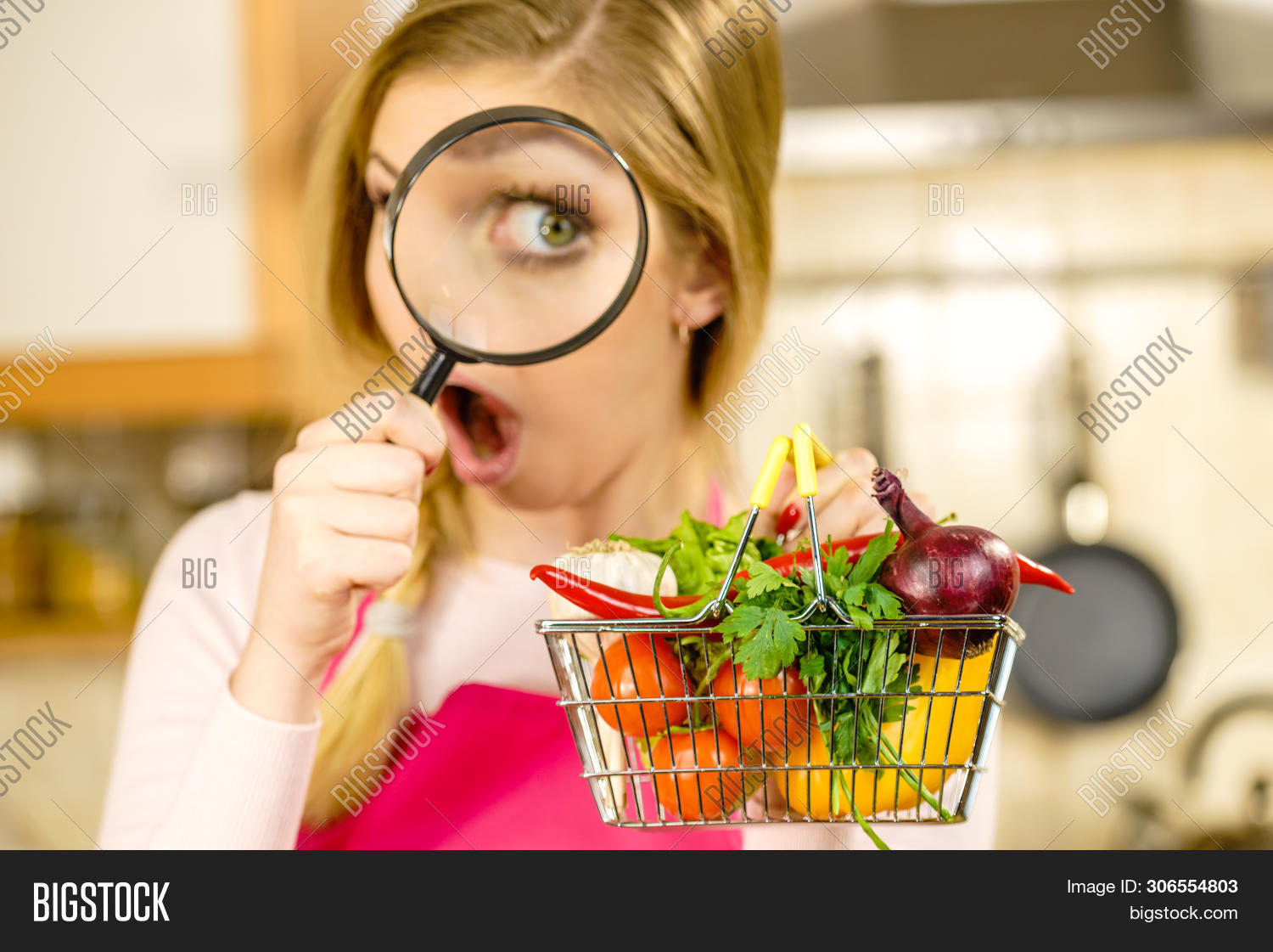 Woman Using Magnifying Image & Photo (Free Trial) | Bigstock